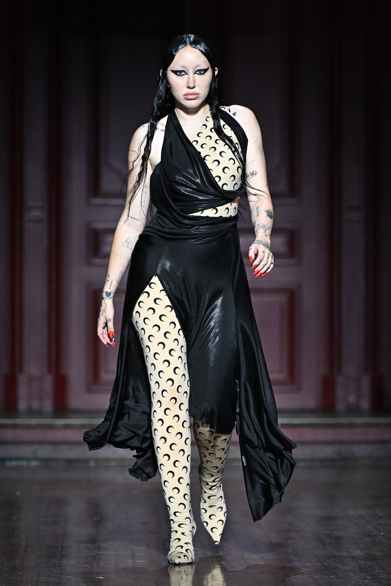 See Noah Cyrus's Diamond Engagement Ring From Pinkus | PS Fashion