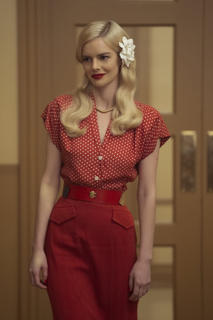 Samara Weaving As Claire Wood Hollywood Netflix Tv Series Fashion And