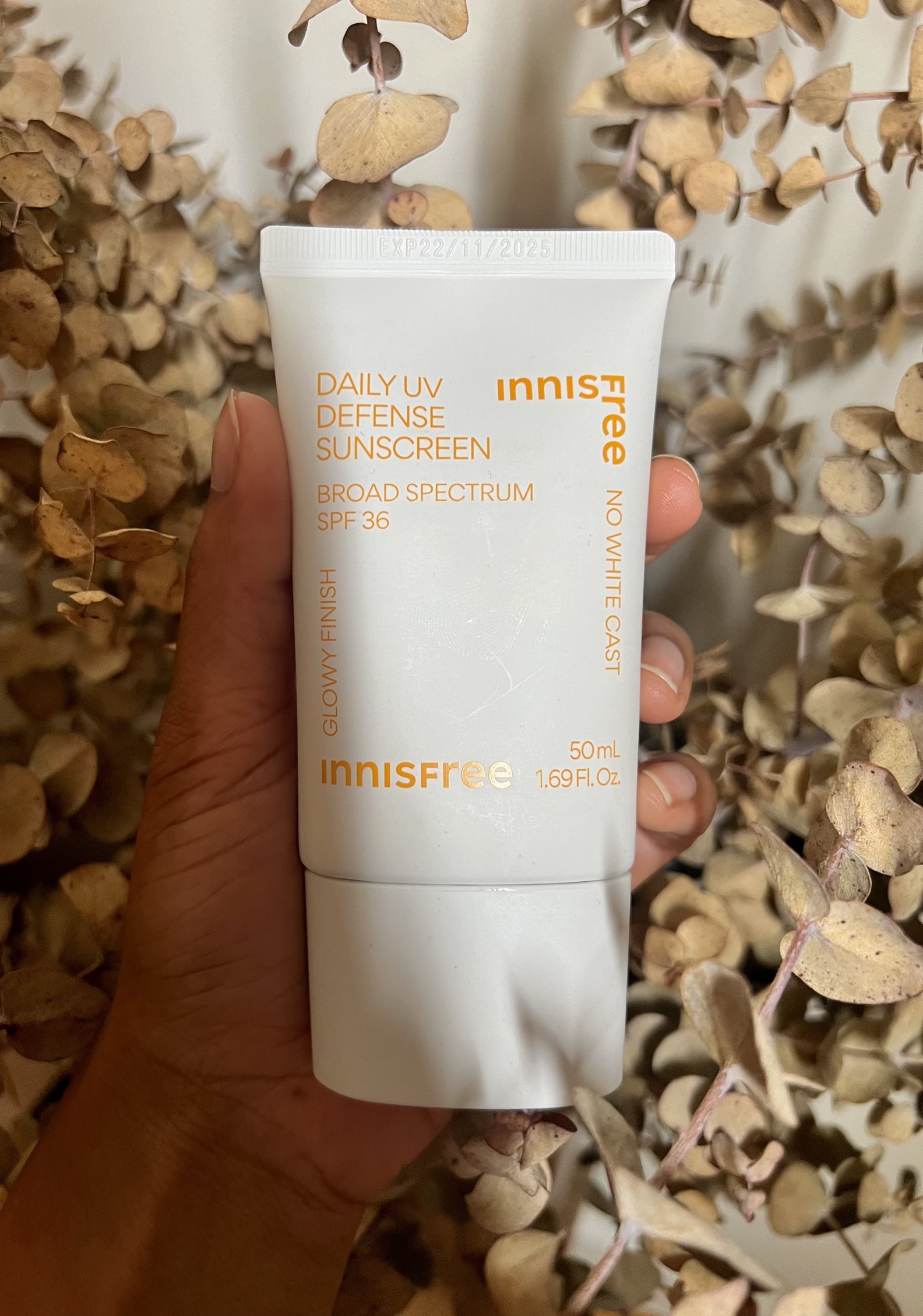 Innisfree Daily UV Defense Sunscreen Review With Photos | PS Beauty