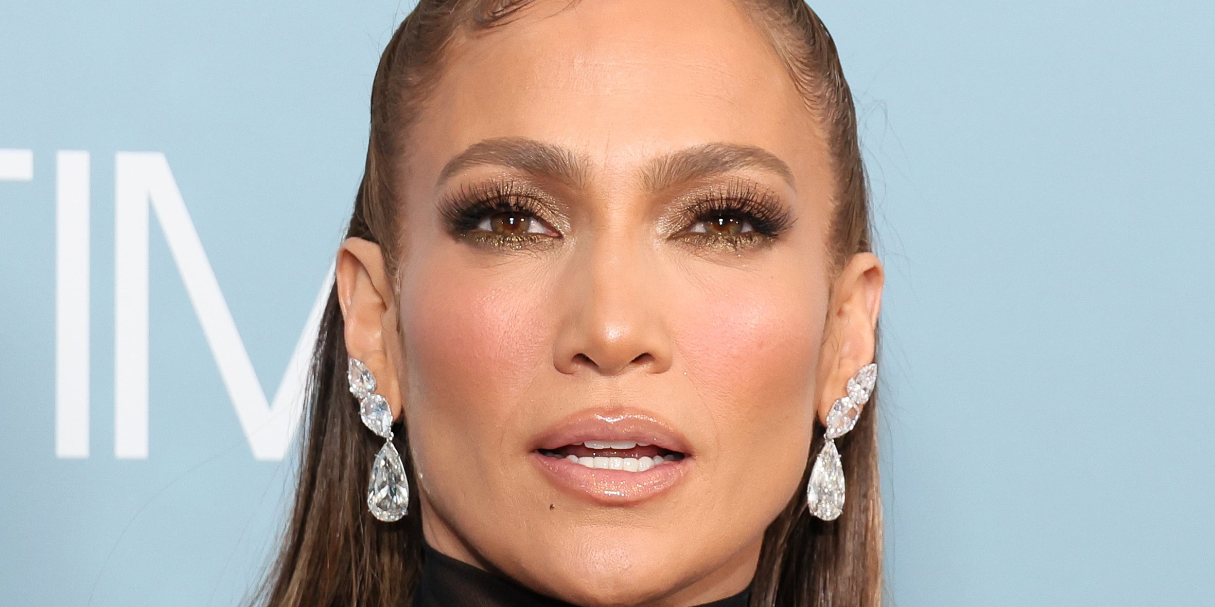 J Lo Wears Corset Crop Top and Low-Rise Leather Skirt | PS Fashion