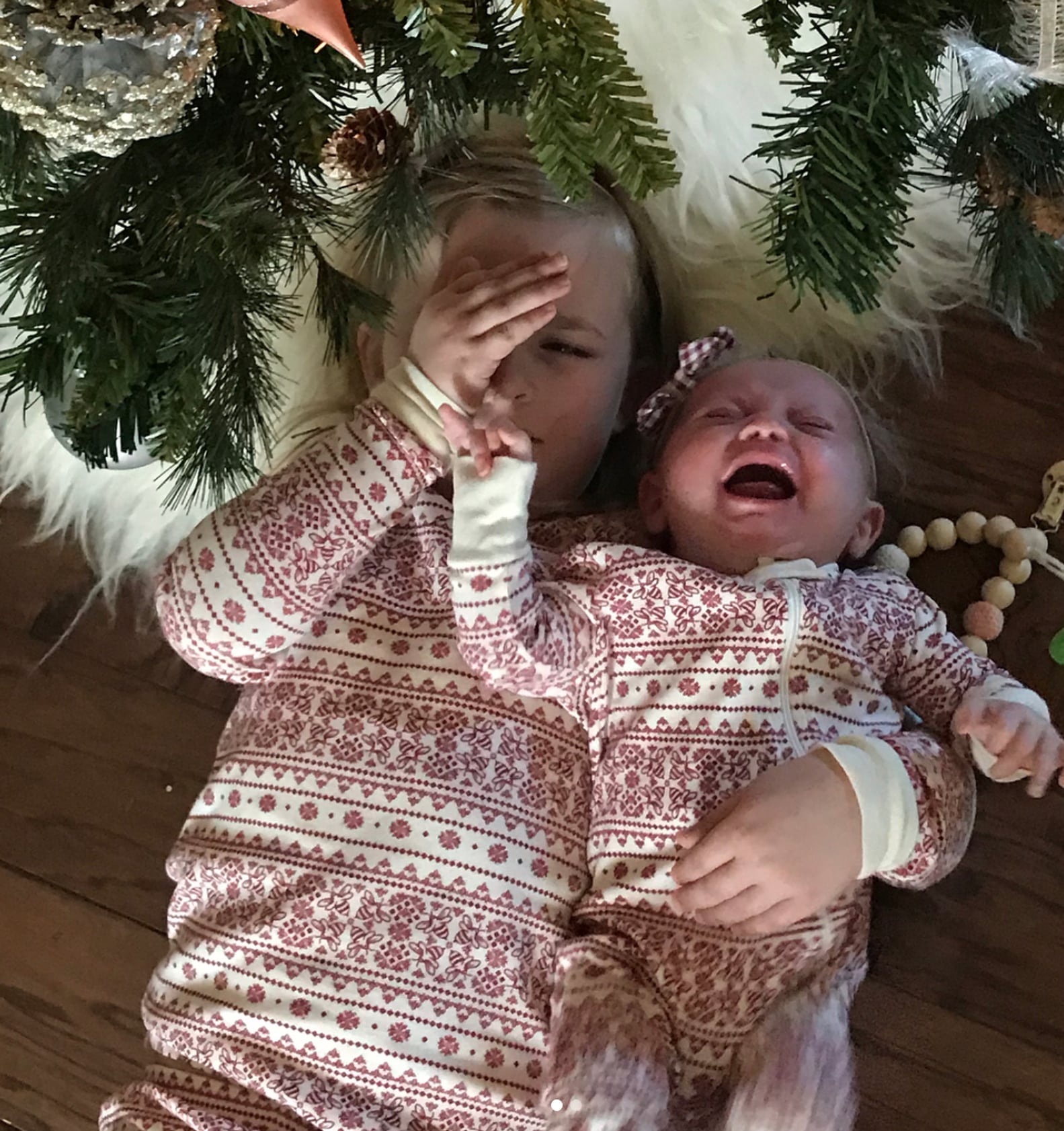 Funny Christmas Card Photo Fails | PS Family