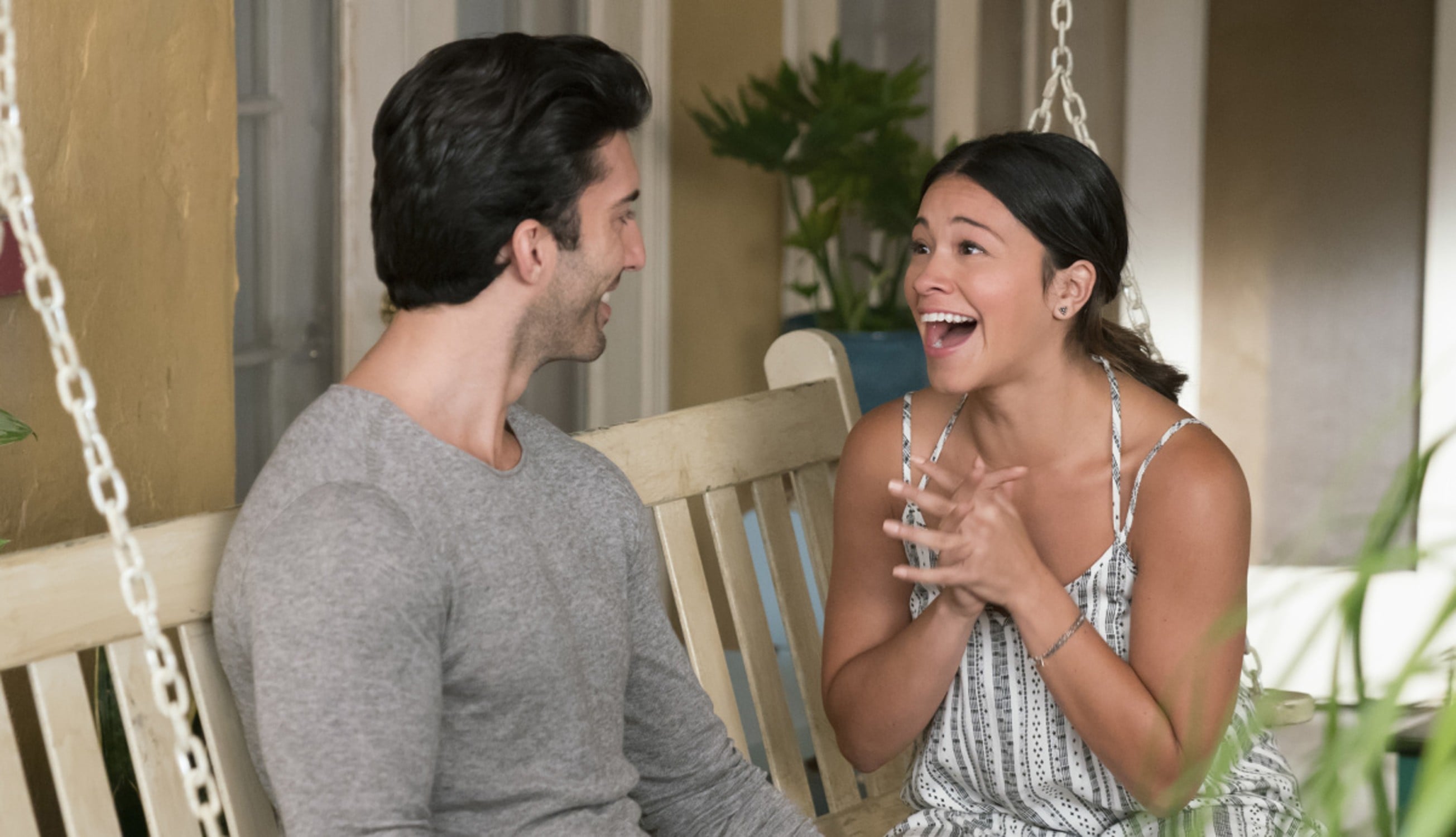 Jane the Virgin Cast Reacts to Season 4 Finale Twist | PS Entertainment