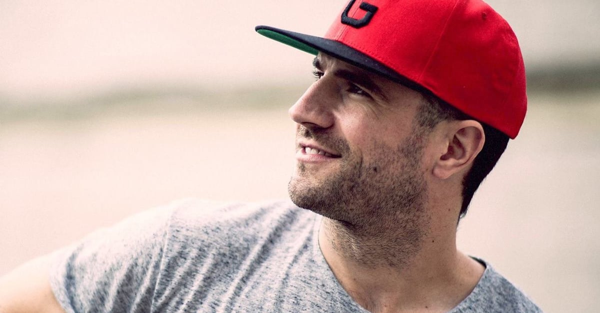 Hot Sam Hunt Pictures | POPSUGAR Celebrity