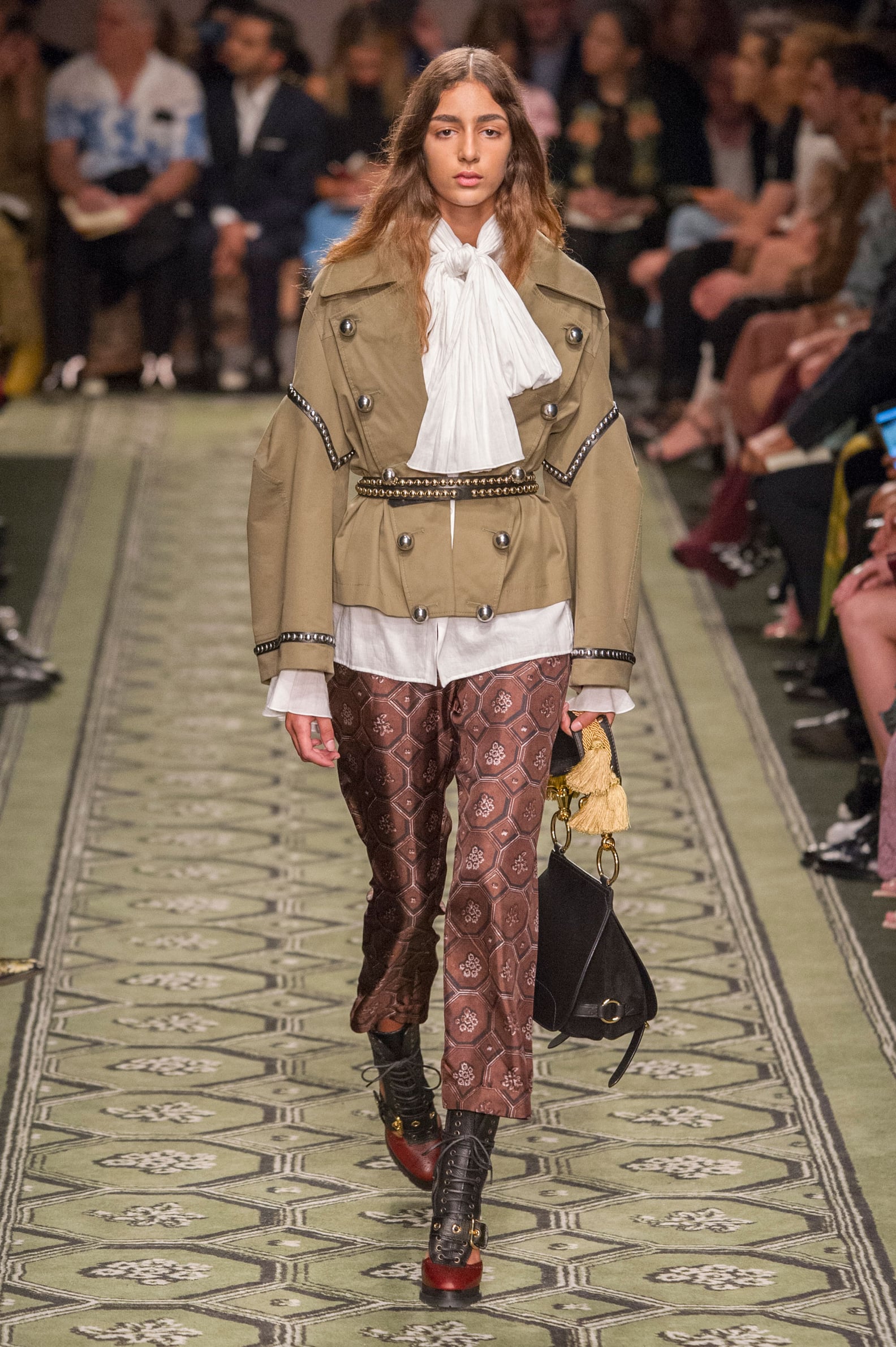 Burberry Runway Show September 2016 | PS Fashion
