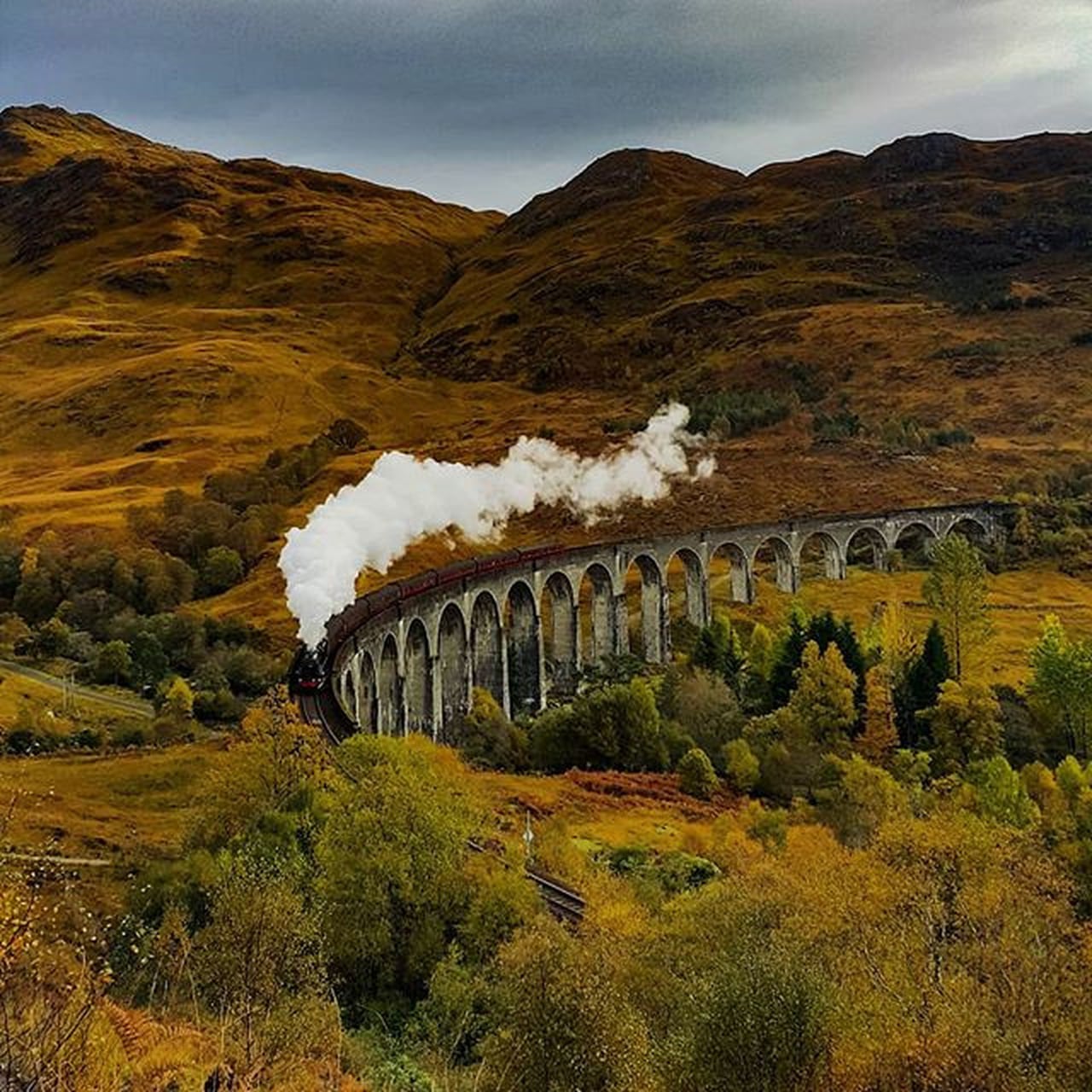 Scenic Train Rides in the UK | PS UK Smart Living