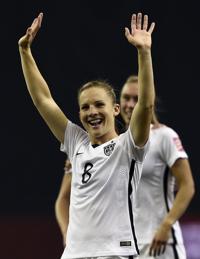 Soccer Player Amy Rodriguez Facts | POPSUGAR Latina