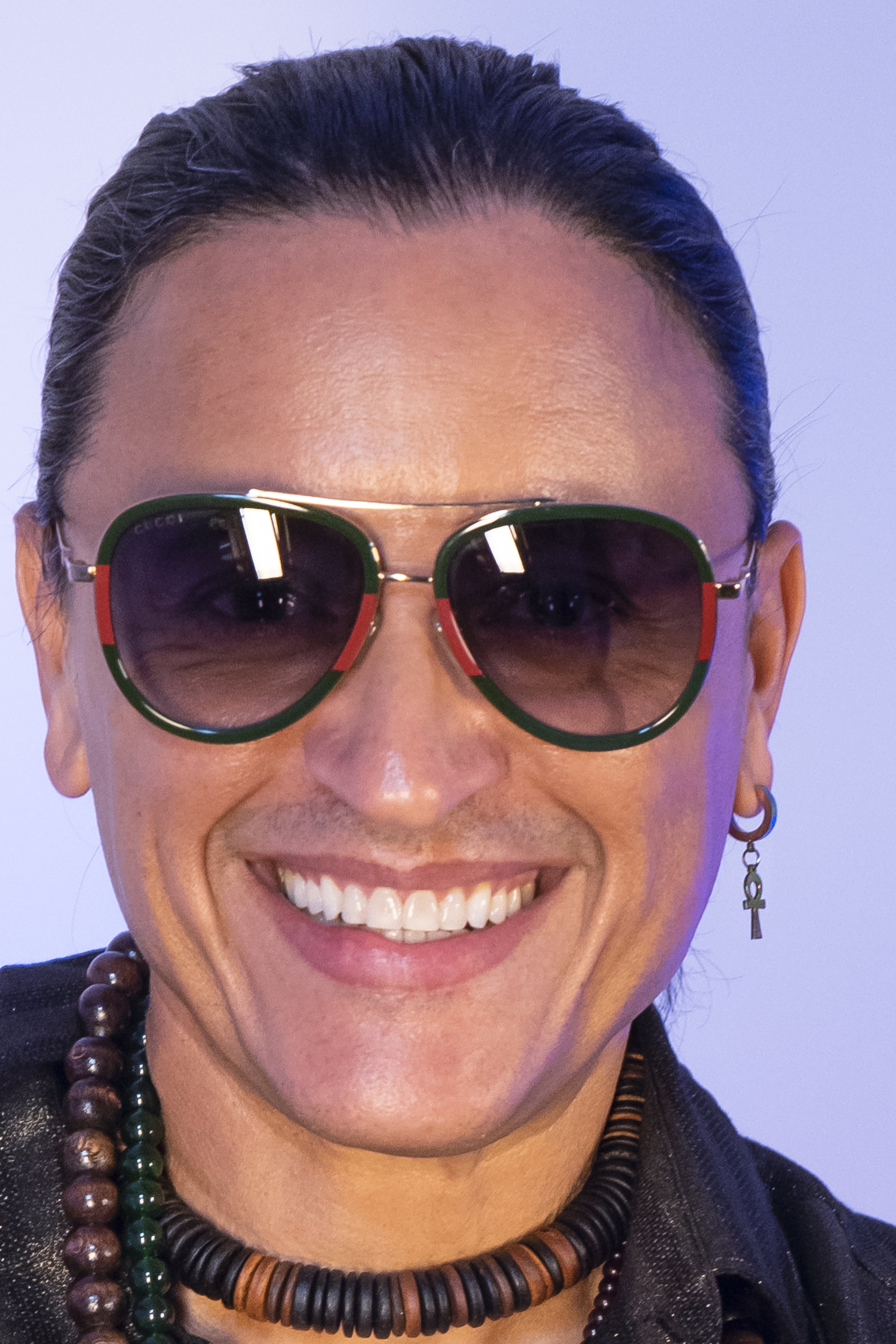 Elvis Crespo Releases New Version of Megahit "Suavemente" | POPSUGAR ...