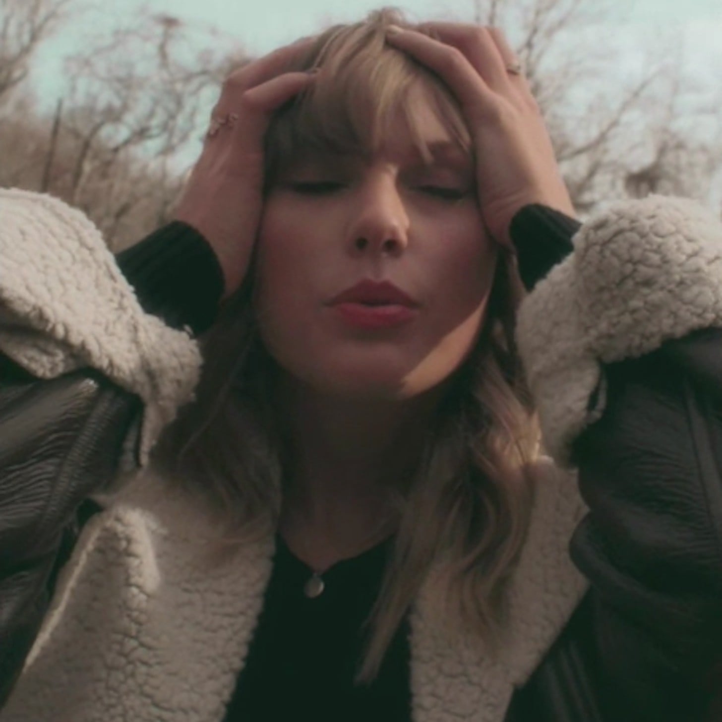 Taylor Swift's Shearling Jacket in "Delicate" Music Video | PS Fashion