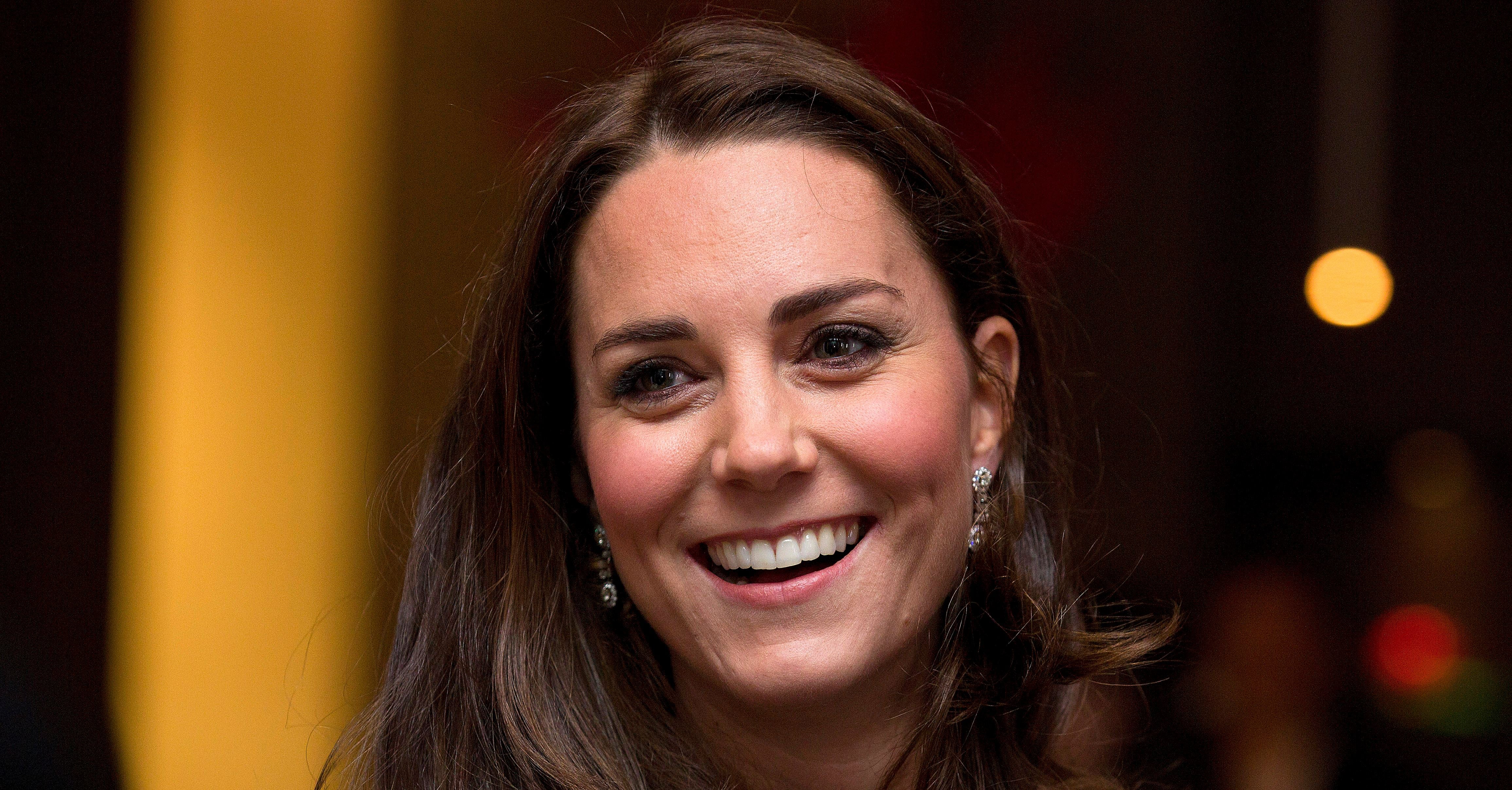 How Does Kate Middleton Clean Her Face? | PS Beauty