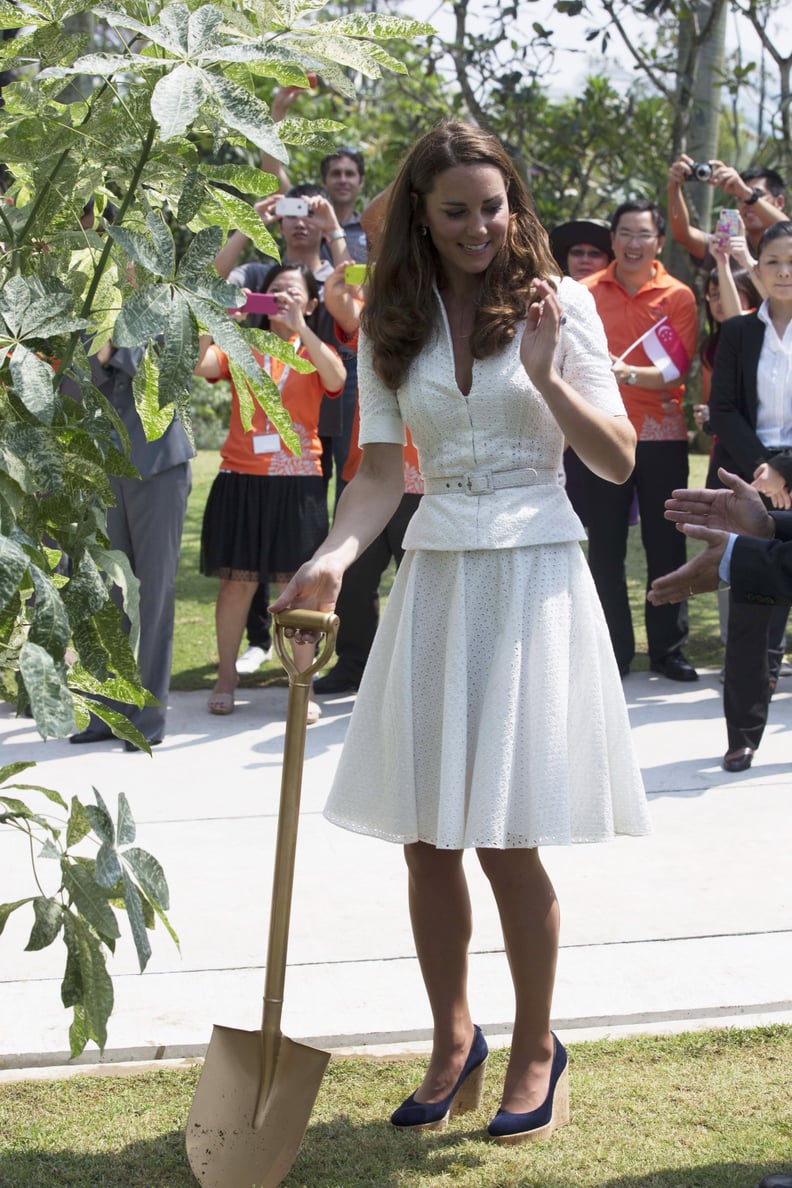 Kate Middleton Planting Trees | Pictures | PS Celebrity
