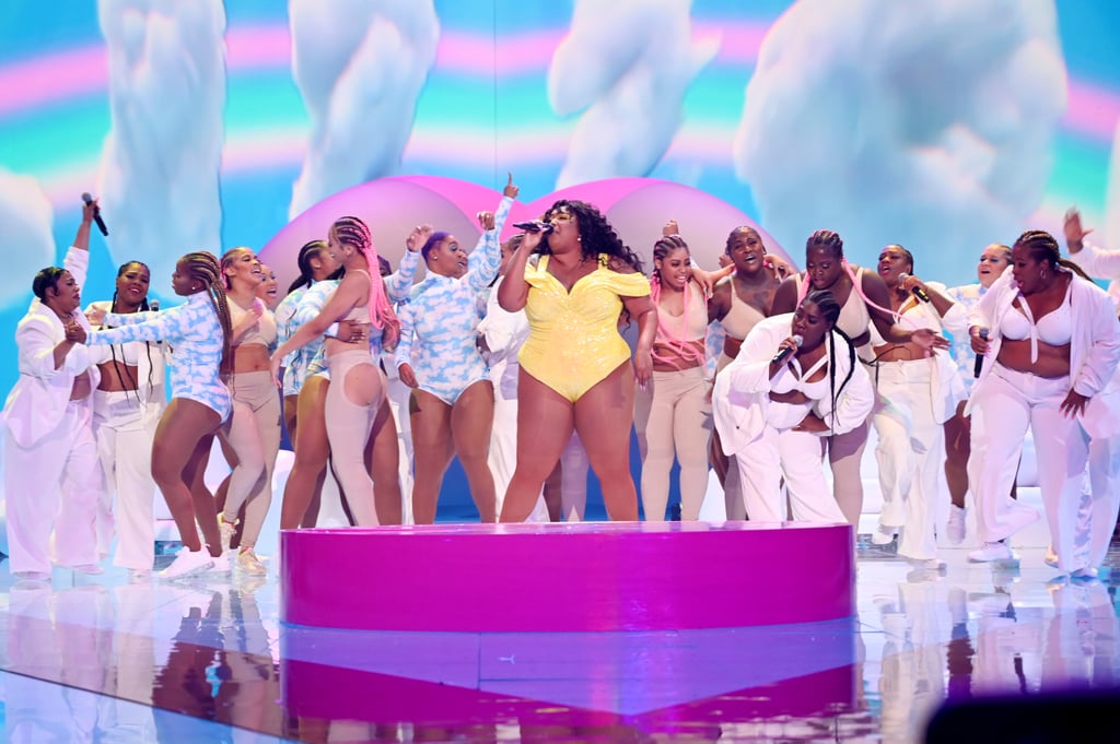 Lizzo 2019 MTV VMAs Performance Video | POPSUGAR Entertainment Photo 24 Lizzo 2019 MTV VMAs Performance Video | POPSUGAR Entertainment Photo 24