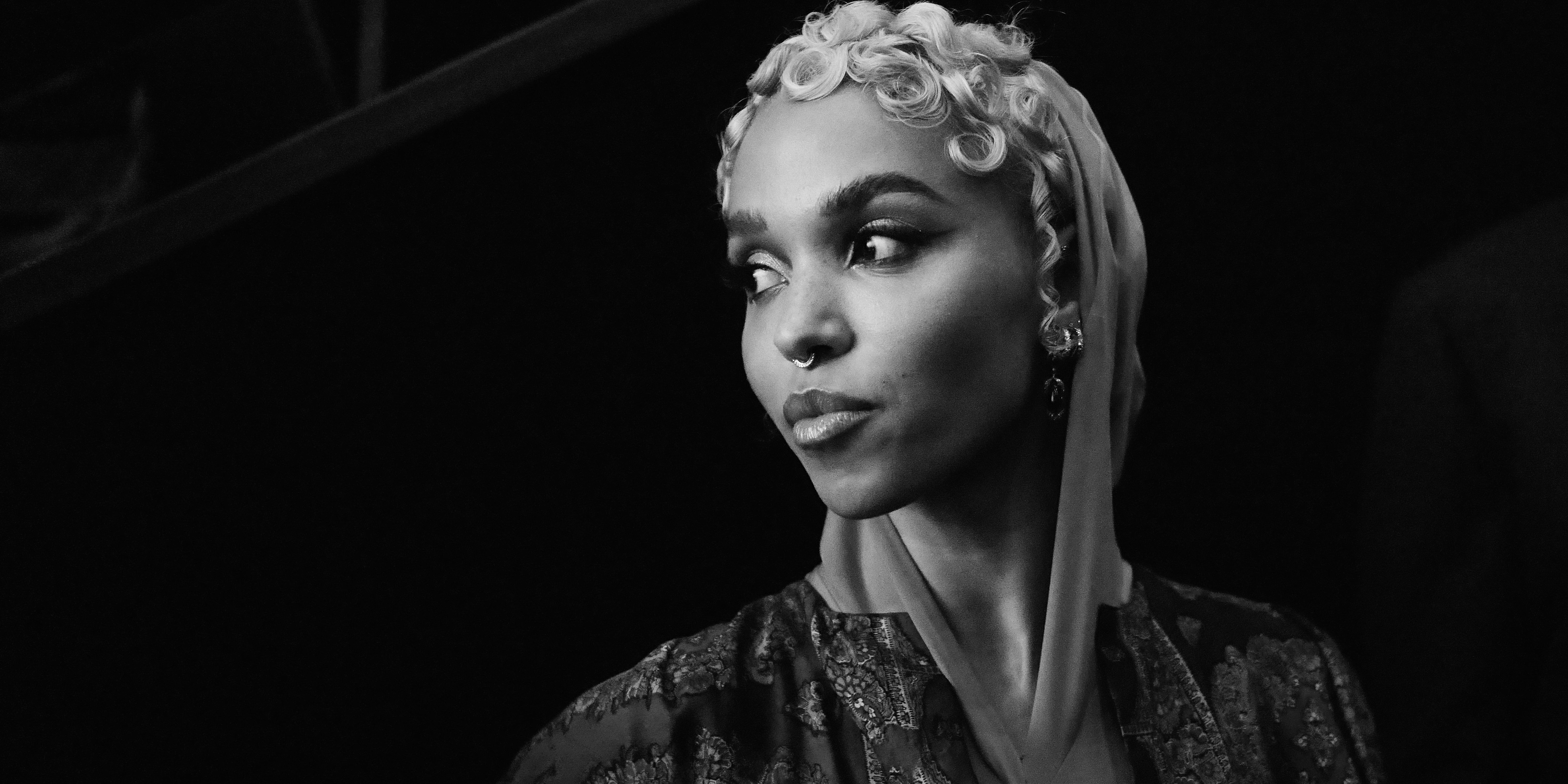 Listen to FKA Twigs's Caprisongs Mixtape | PS Entertainment