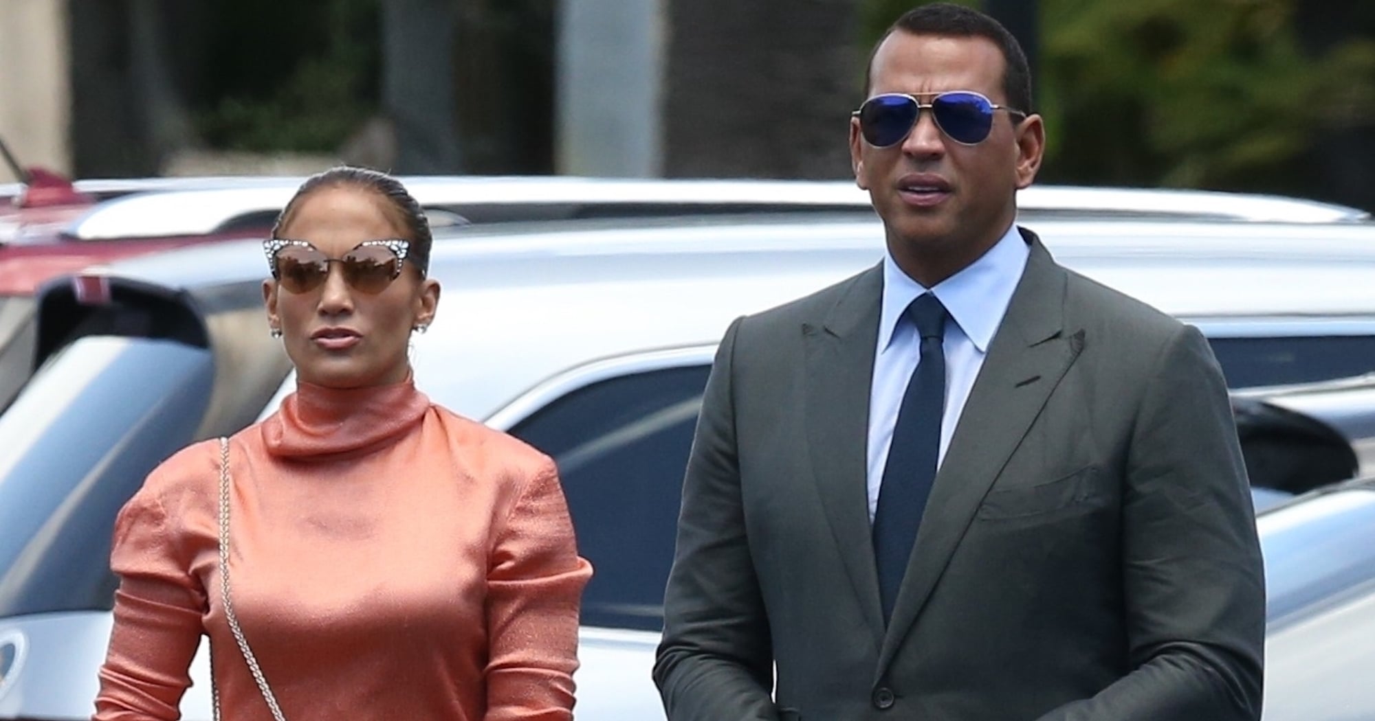 Jennifer Lopez Peach Graduation Dress With Alex Rodriguez | PS UK Style