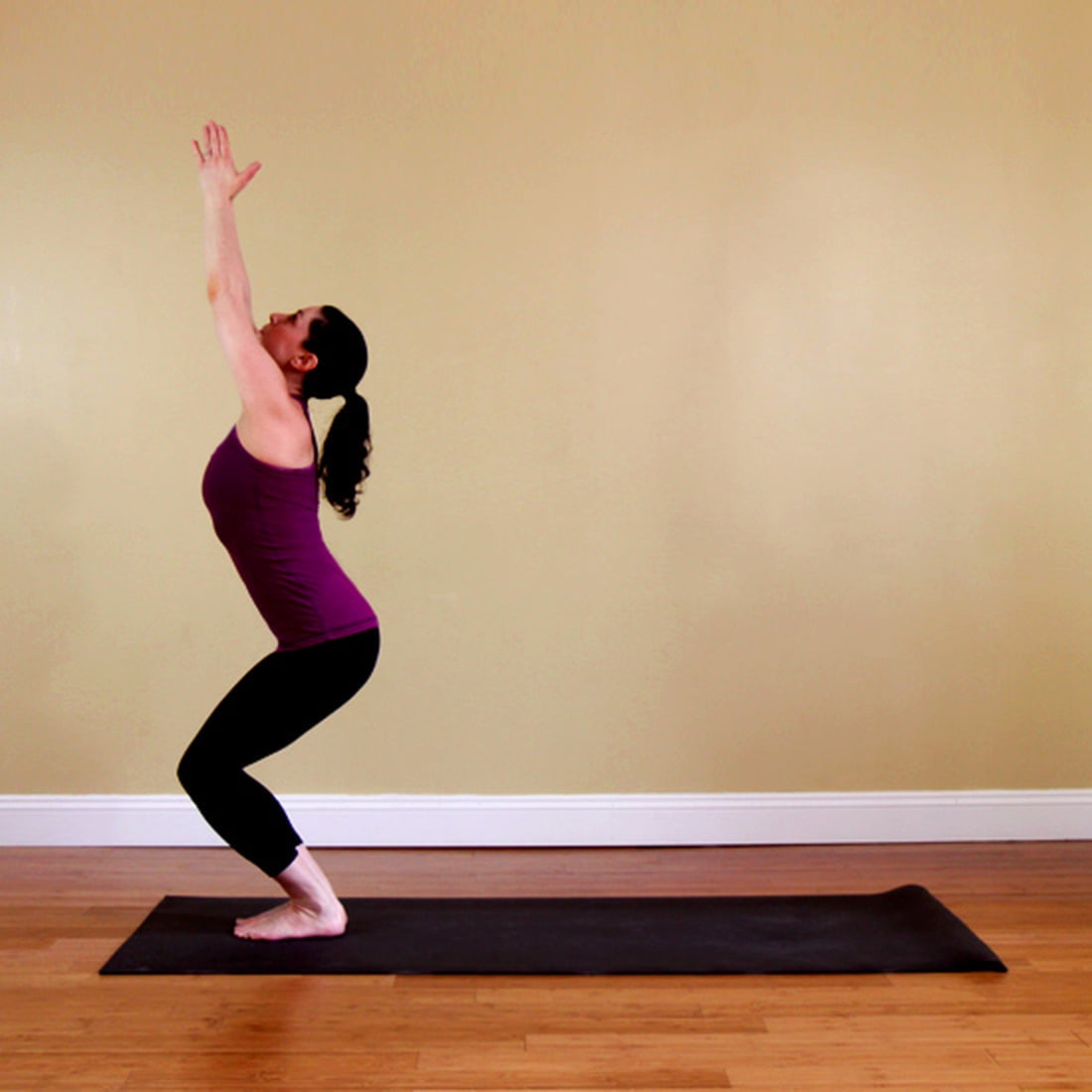 Yoga Sequence to Strengthen the Legs and Core | PS Fitness