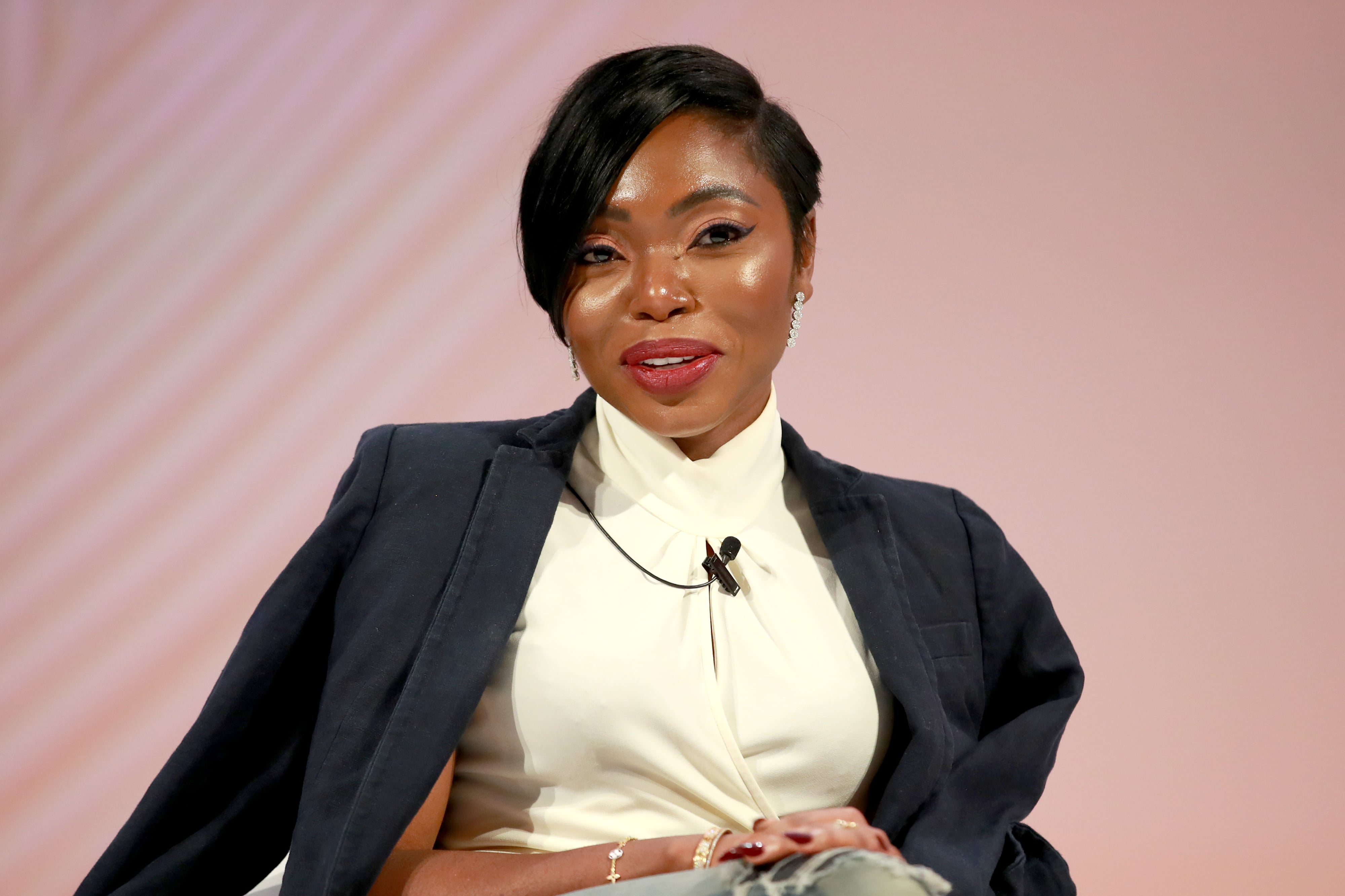 What Is the #PullUpOrShutUp Challenge? | POPSUGAR Beauty