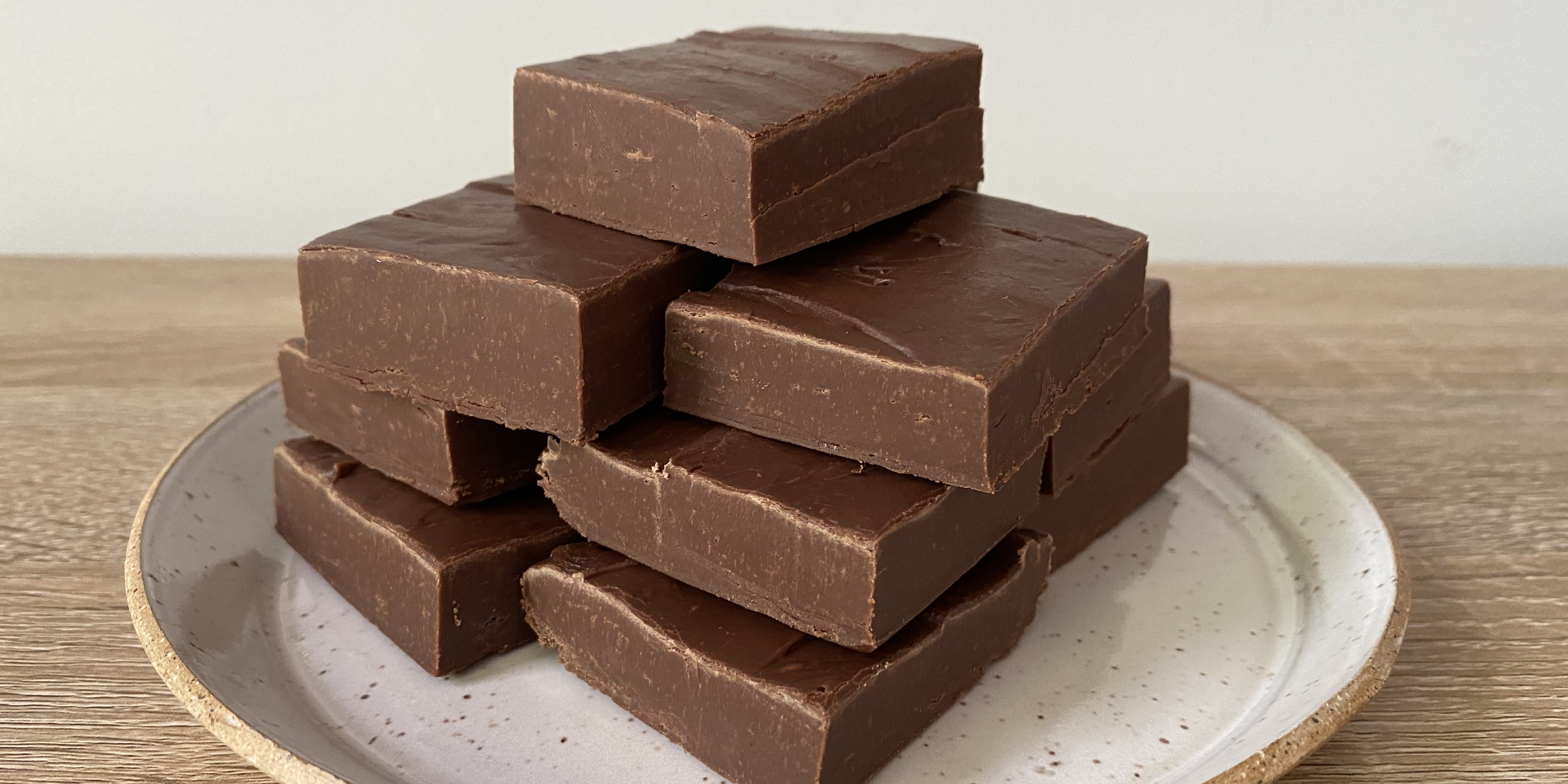 2-Ingredient No-Bake Fudge Recipe With Photos | PS Food