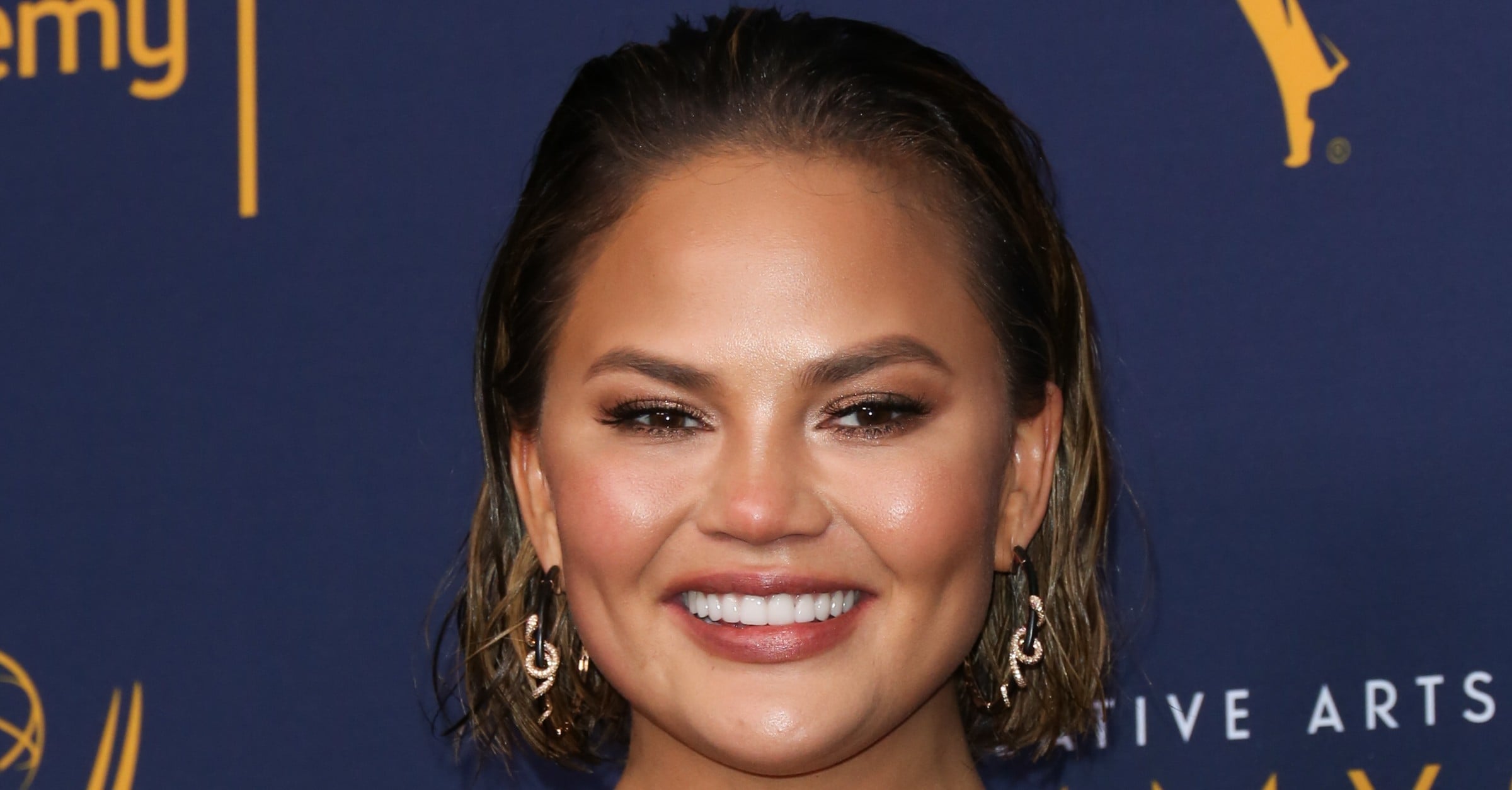 Chrissy Teigen Haircut September 2018 | PS Beauty