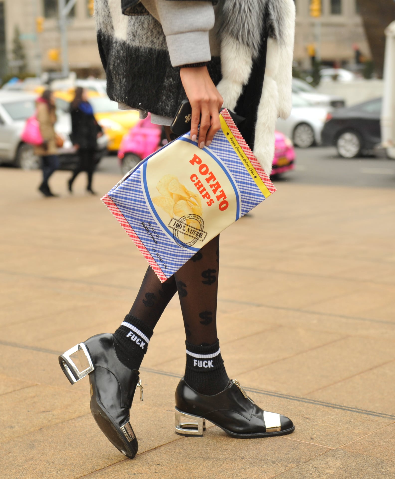 Word Clutches Street Style Trend | PS Fashion