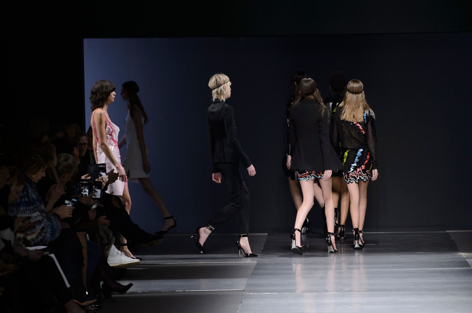 Versace Fall 2016 Runway | PS Fashion