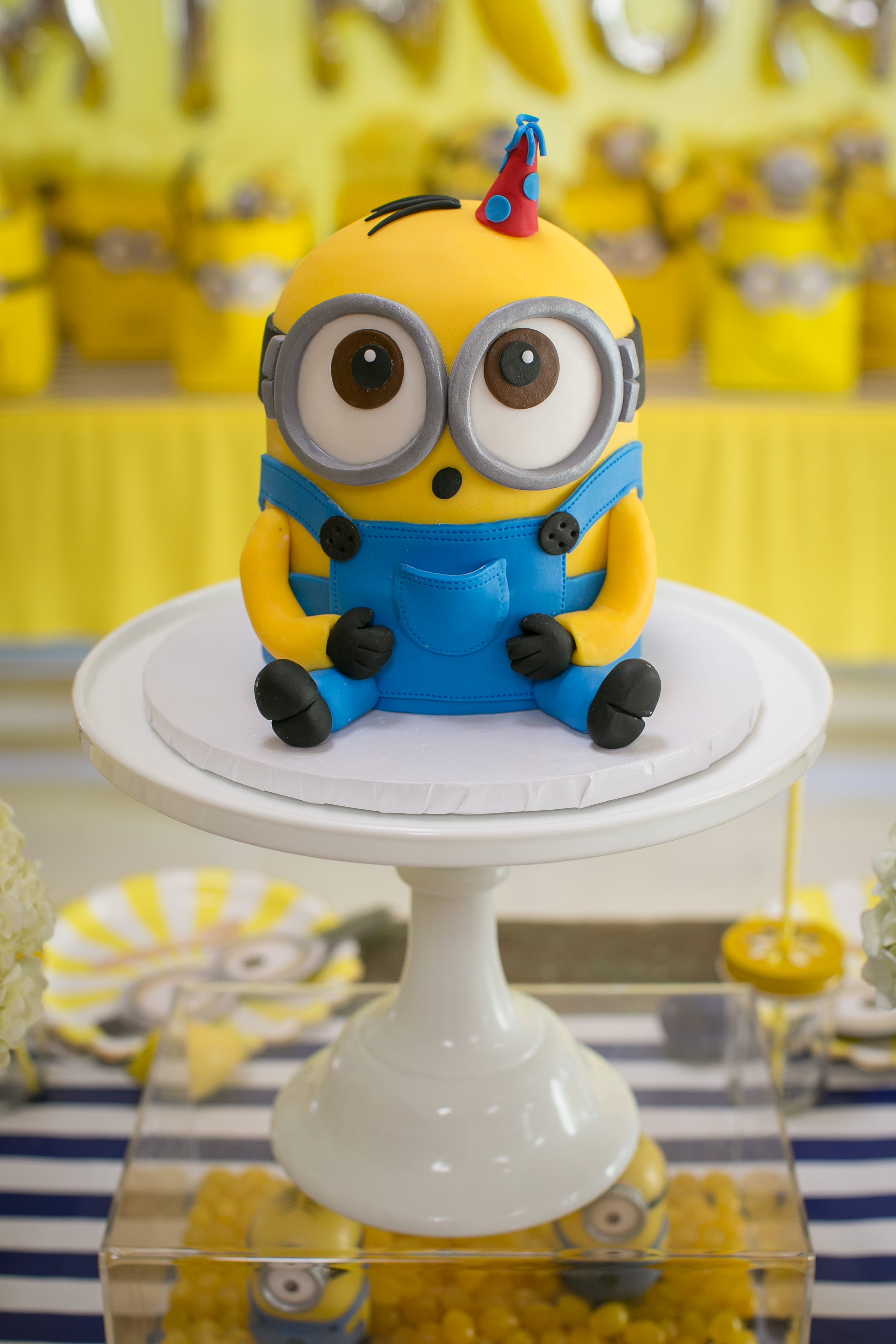Minions Simple Birthday Cake