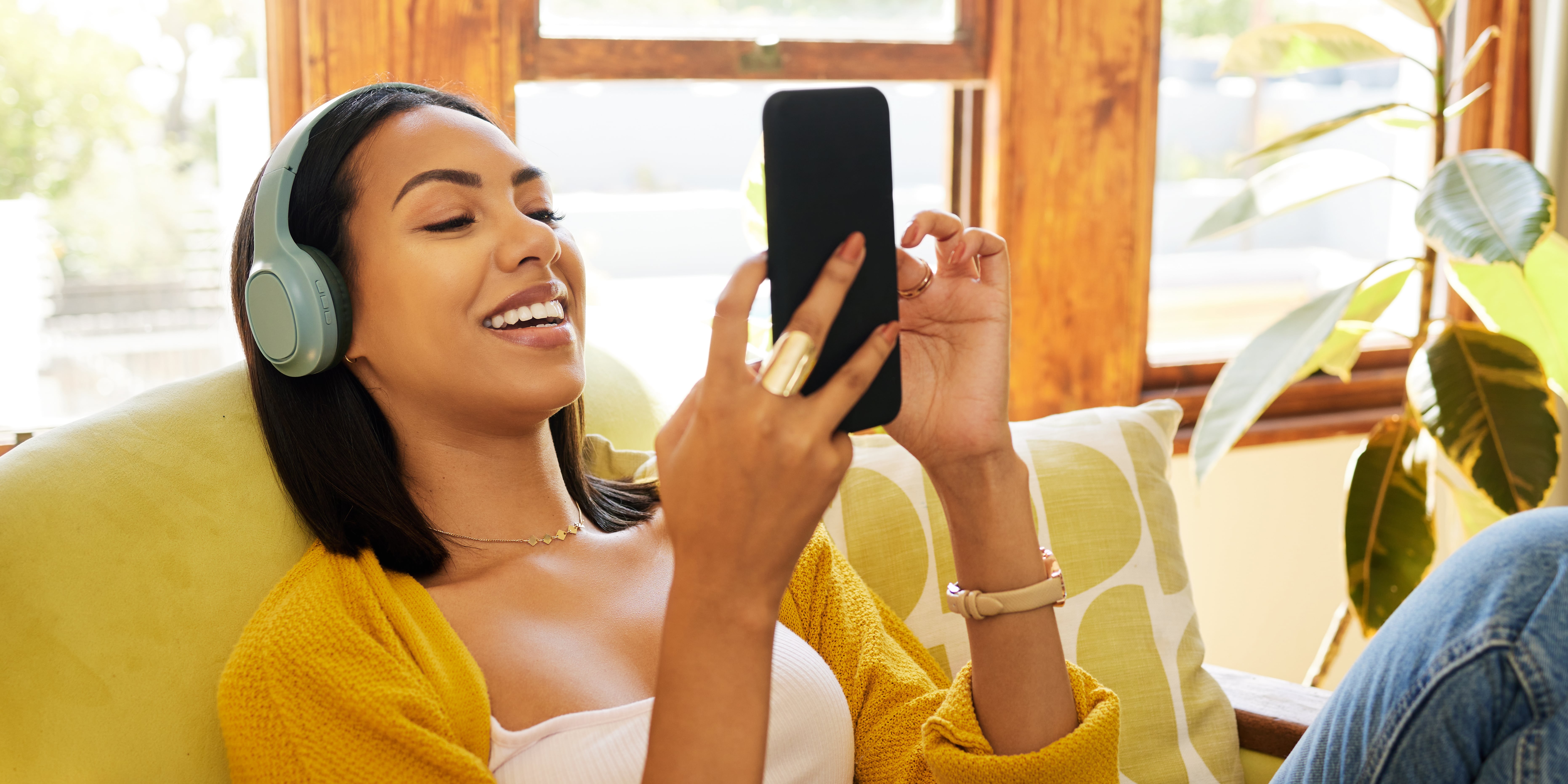 The 107 Best Contact Names For Partners, Friends, and More | POPSUGAR Tech