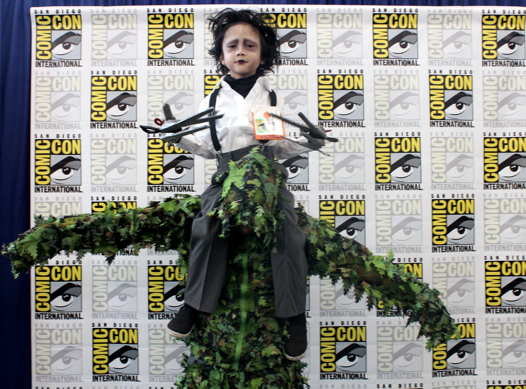 Little Boy Dressed as Edward Scissorhands at Comic-Con | POPSUGAR Tech