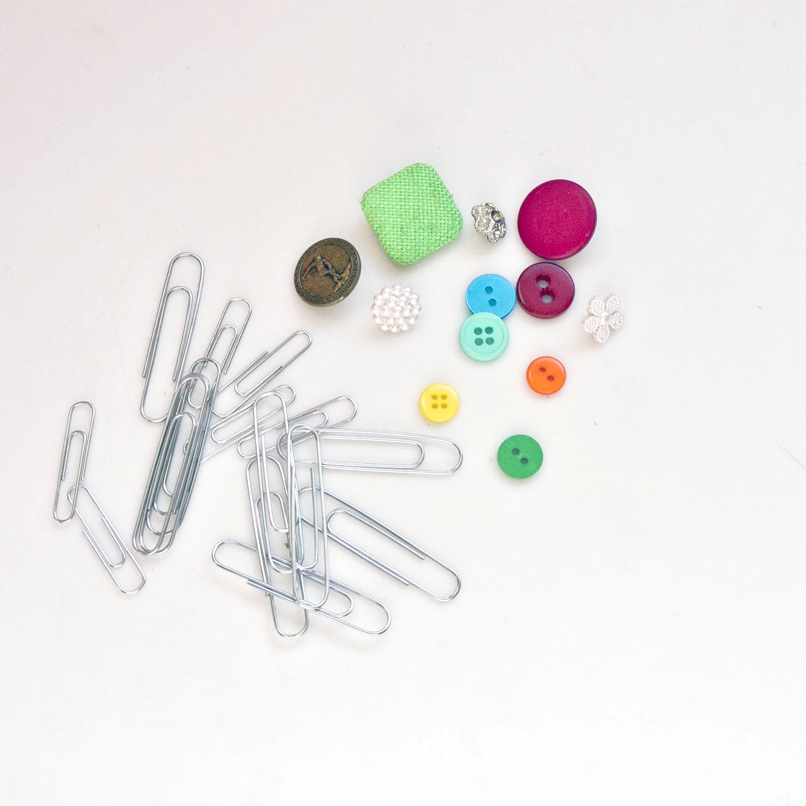DIY Button Paper Clips | PS Smart Living