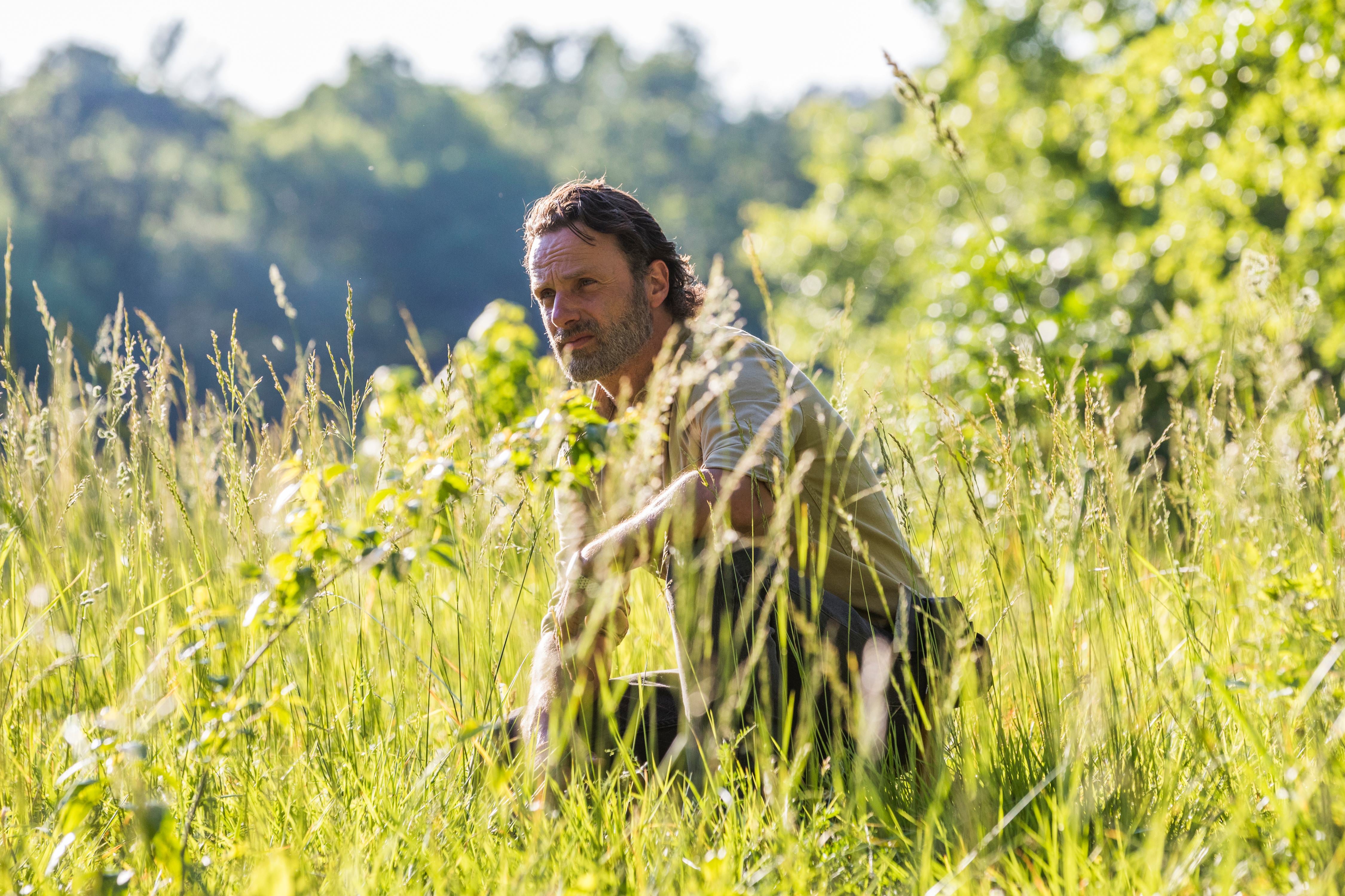 Will Rick Die on The Walking Dead Finale? | PS Entertainment