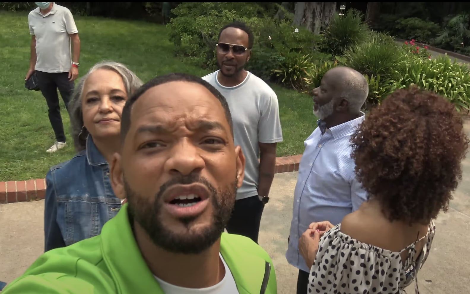 Fresh Prince of Bel-Air Cast Reunite at the Mansion | Video | PS ...
