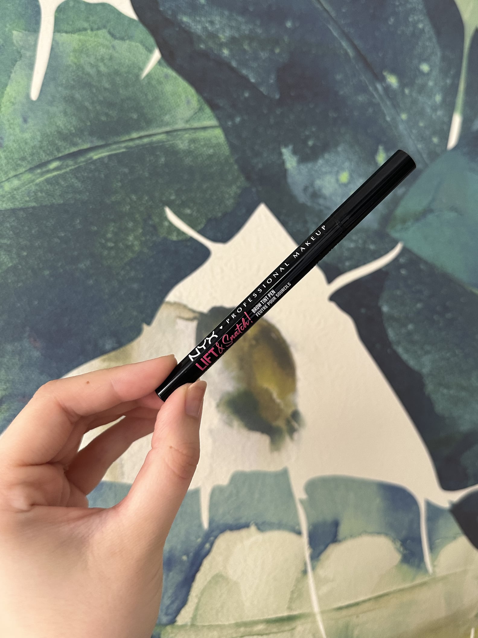 NYX Lift and Snatch Brow Pen Review With Photos | PS Beauty