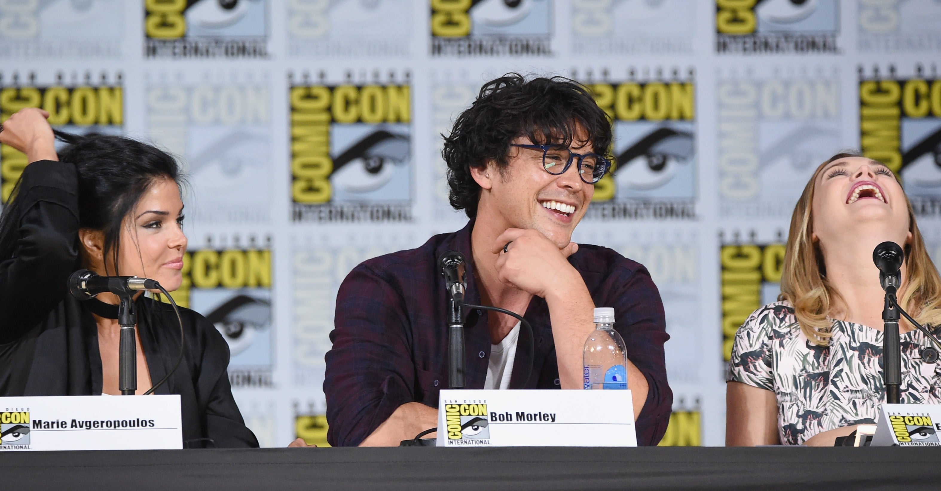 The 100 Cast Pictures | PS Celebrity