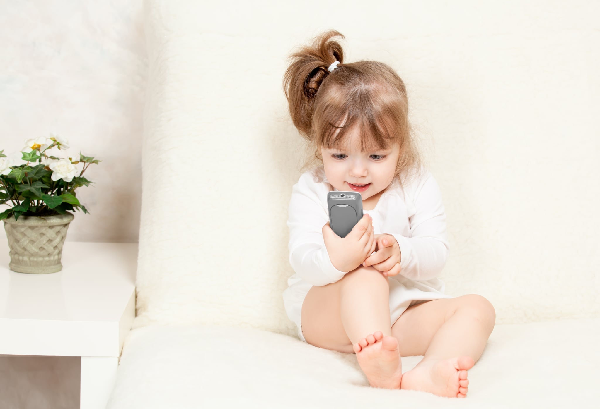 Toddler Smartphone Use | POPSUGAR Family