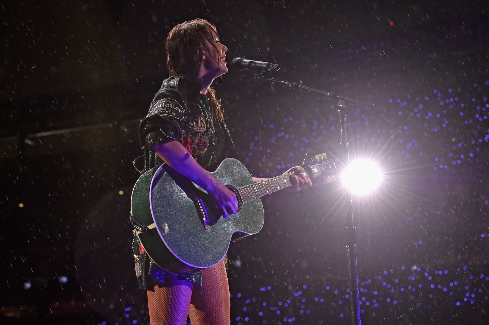Taylor Swift Reputation Concert in the Rain Photos | PS Celebrity