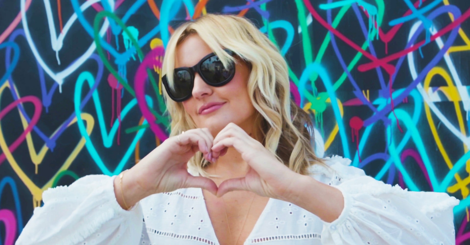 Kirbie Johnson Styles Her California Beach Waves | PS Beauty