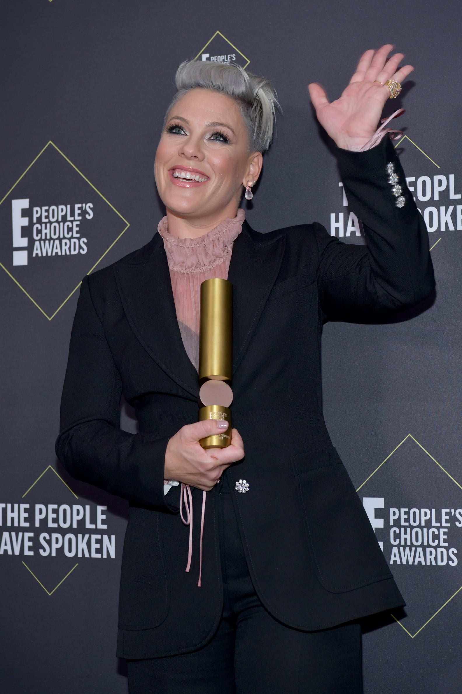 Pink and Her Kids at the 2019 People's Choice Awards Photos | PS Celebrity