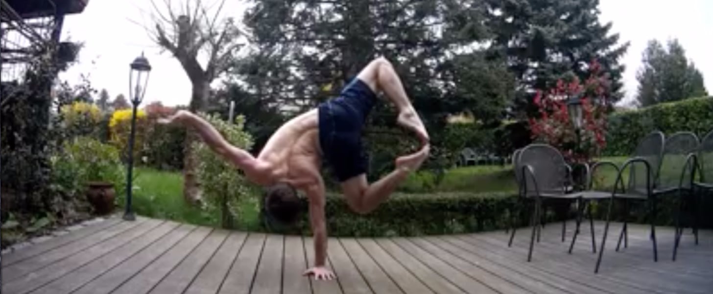 Man Doing One-Handed Handstands | PS Fitness