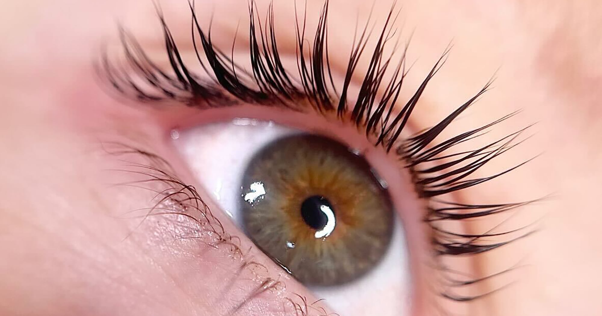 Lash Lift Pros and Cons, According to Beauty Expert | PS UK Beauty