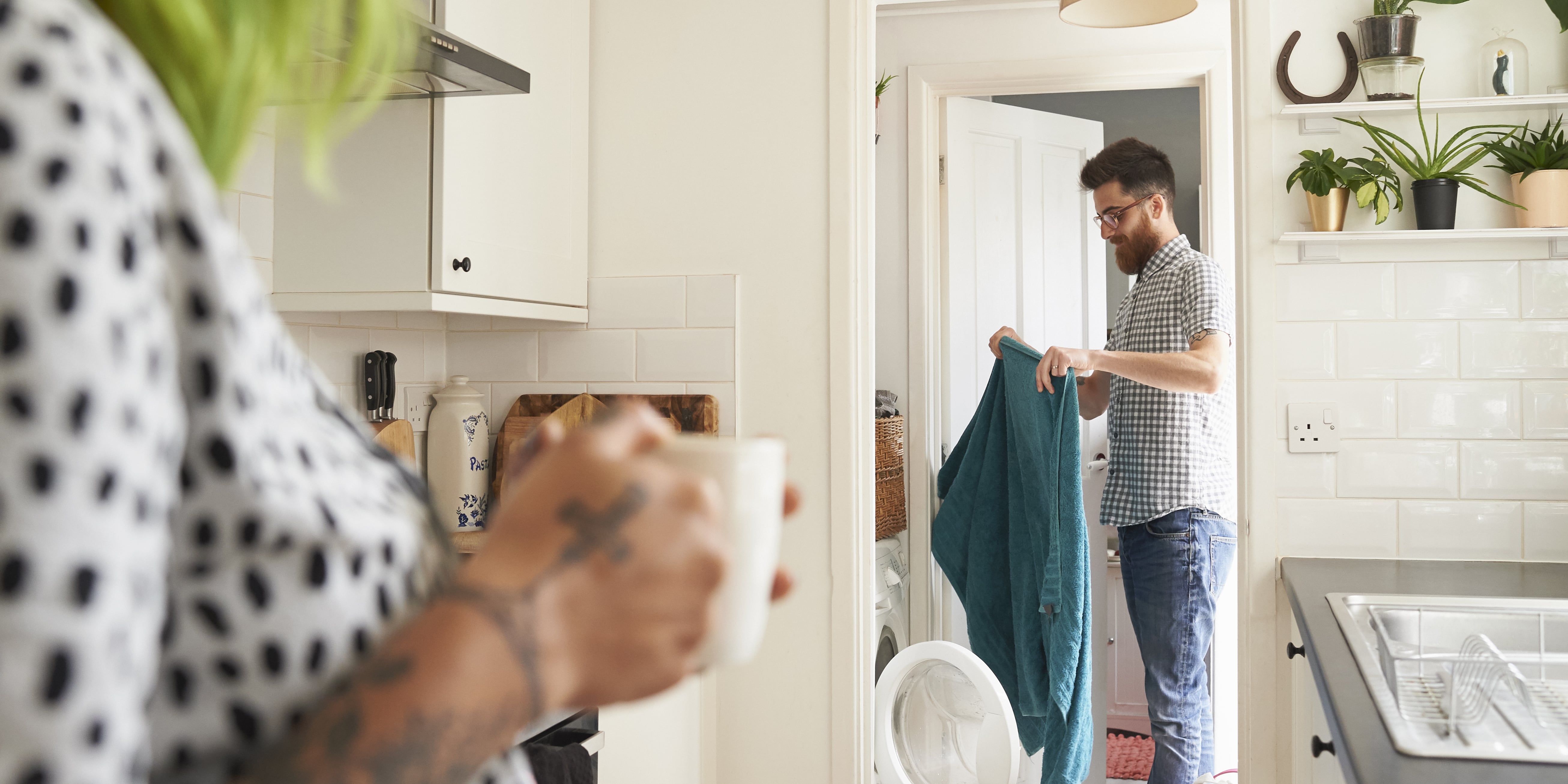 Weaponized Incompetence Explained, According to a Therapist | PS Love