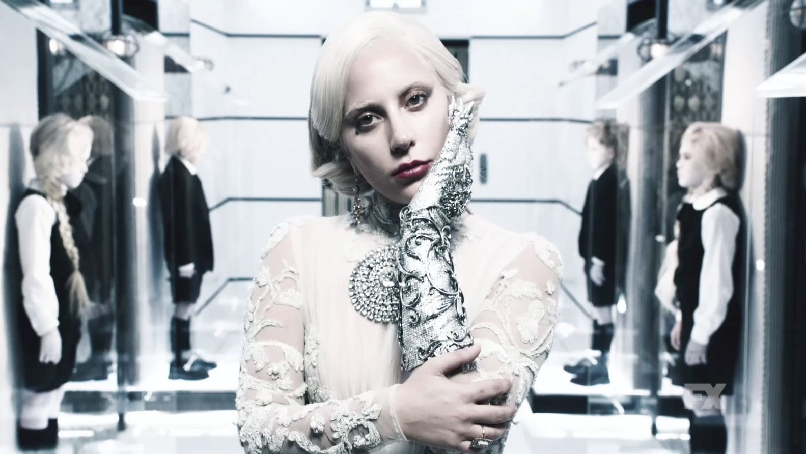 Best Beauty Looks From American Horror Story | PS Beauty