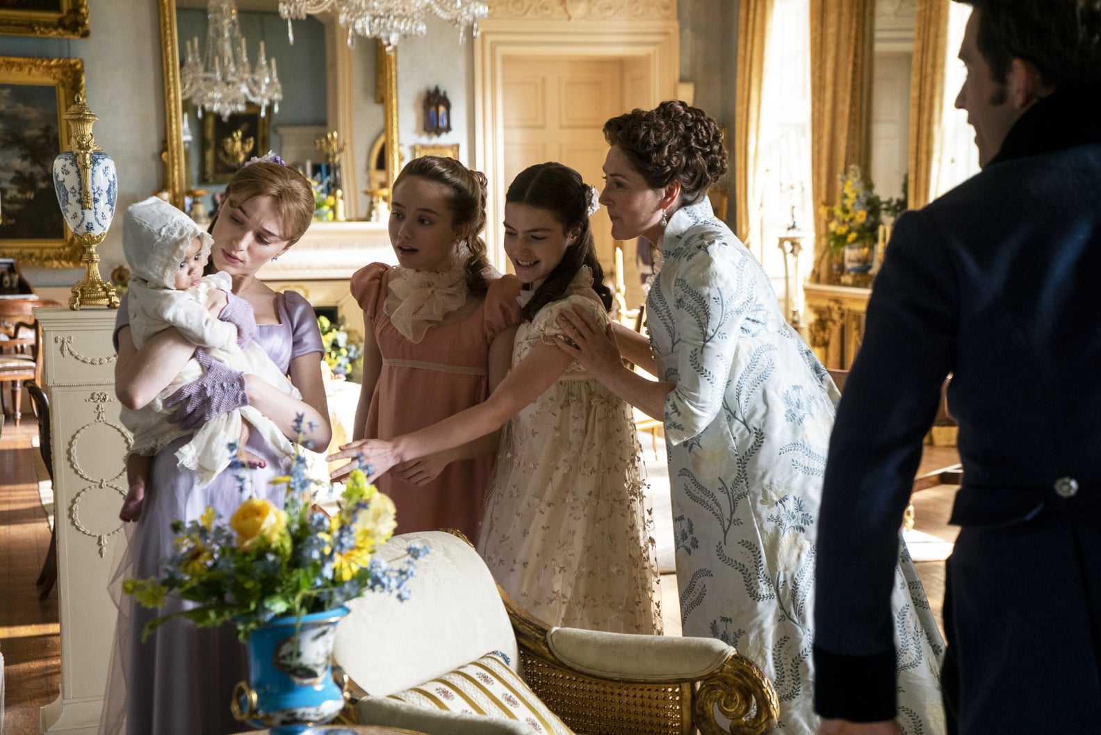 See Simon and Daphne's Baby Son in Bridgerton Season 2 | PS Entertainment