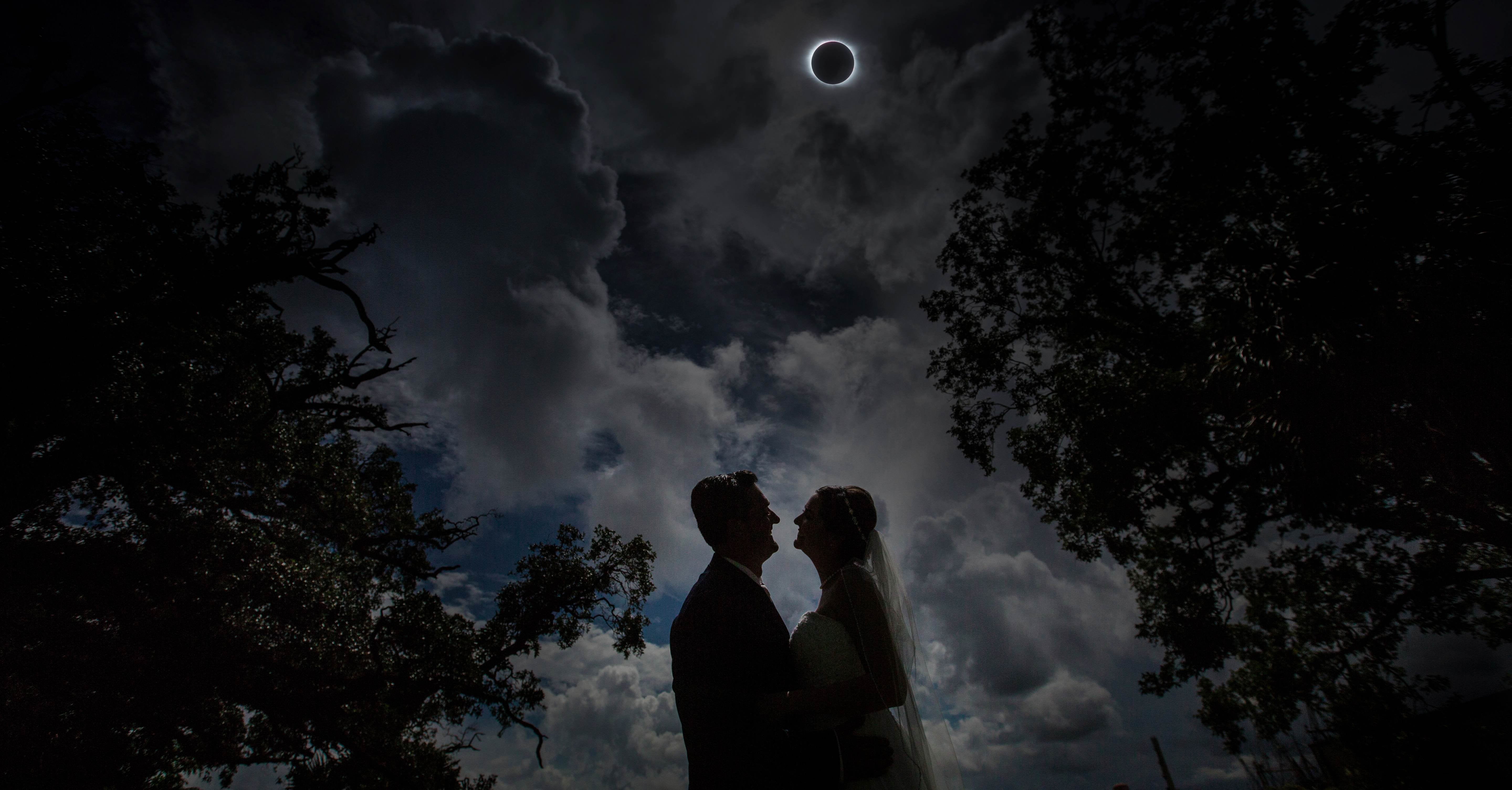 Solar Eclipse Wedding | PS Love