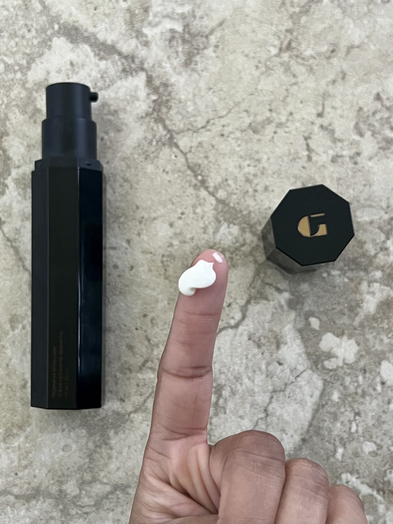 Eighth Day The Reparative Moisturizer Review With Photos | PS Beauty