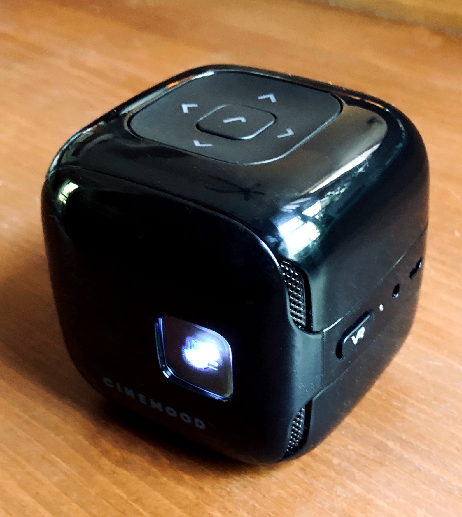 Cinemood Portable Projector Is Great For At-Home Workouts | PS Fitness