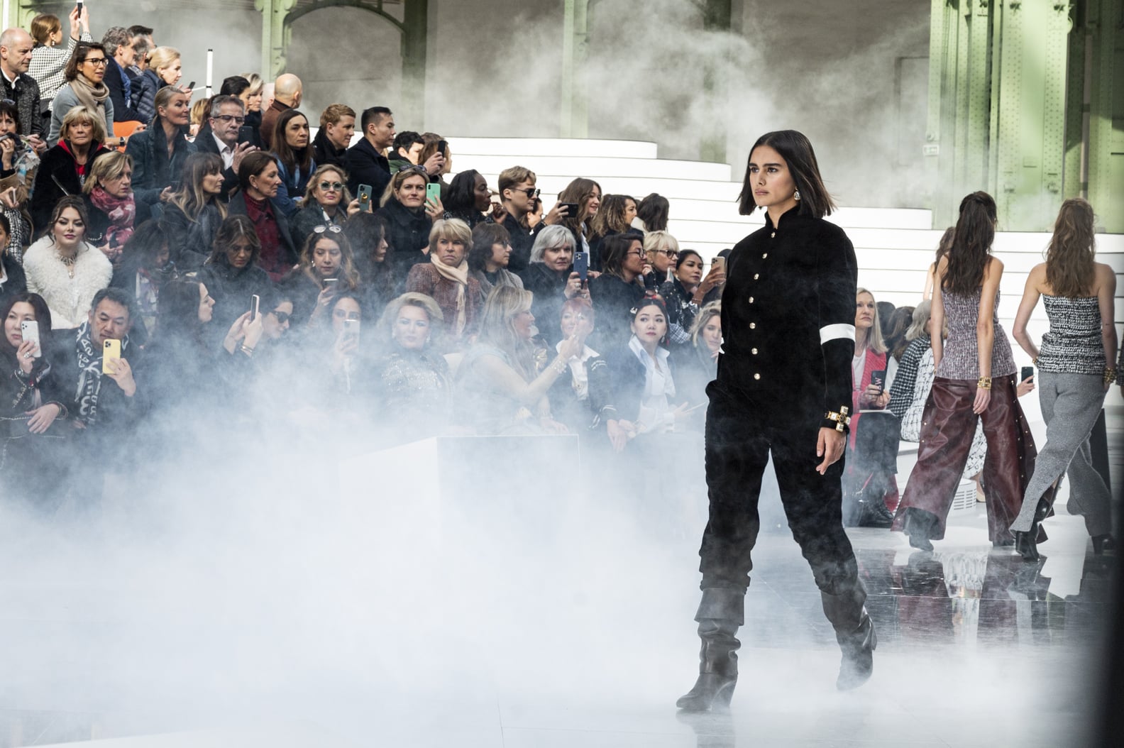 Chanel Runway Featured Its First Curve Model in 10 Years | PS Fashion