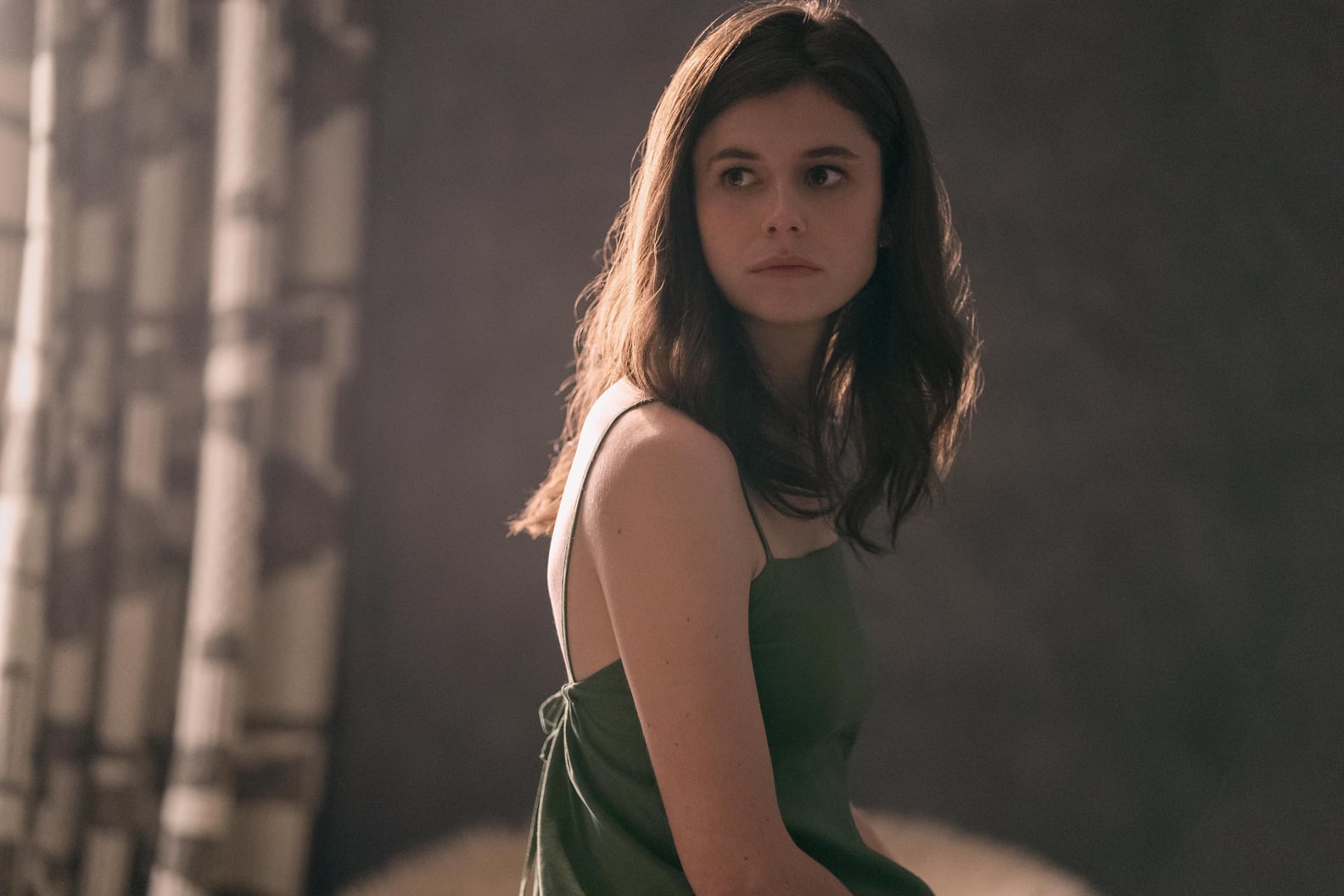 Alison Oliver Conversations With Friends Interview | PS Entertainment