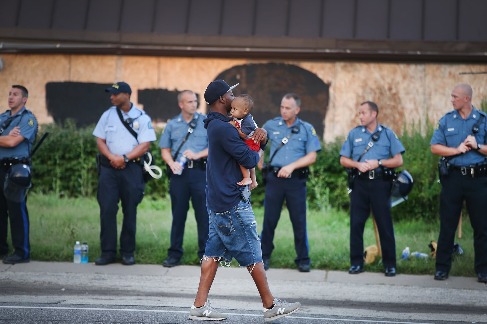 Pictures of Protests in Ferguson, MO | PS Celebrity