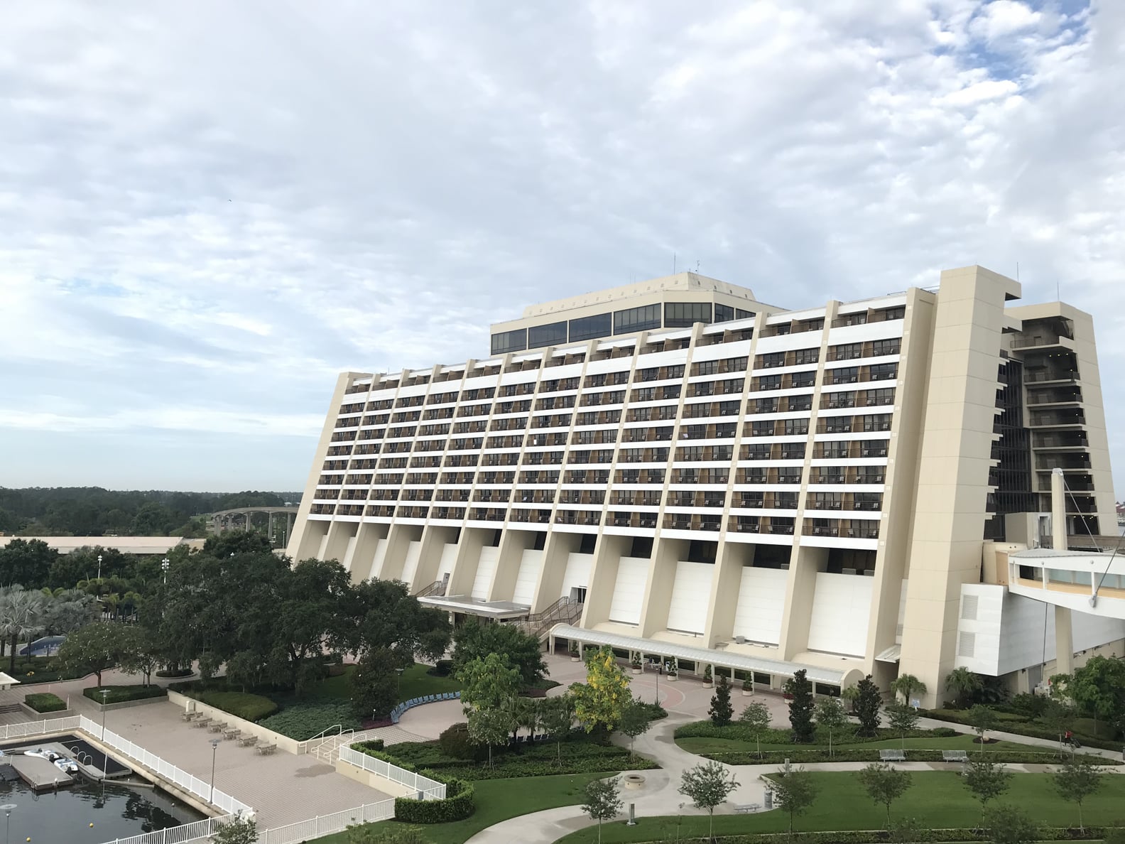 12 Crucial Tips For Doing Spring Break at Disney World | PS Smart Living