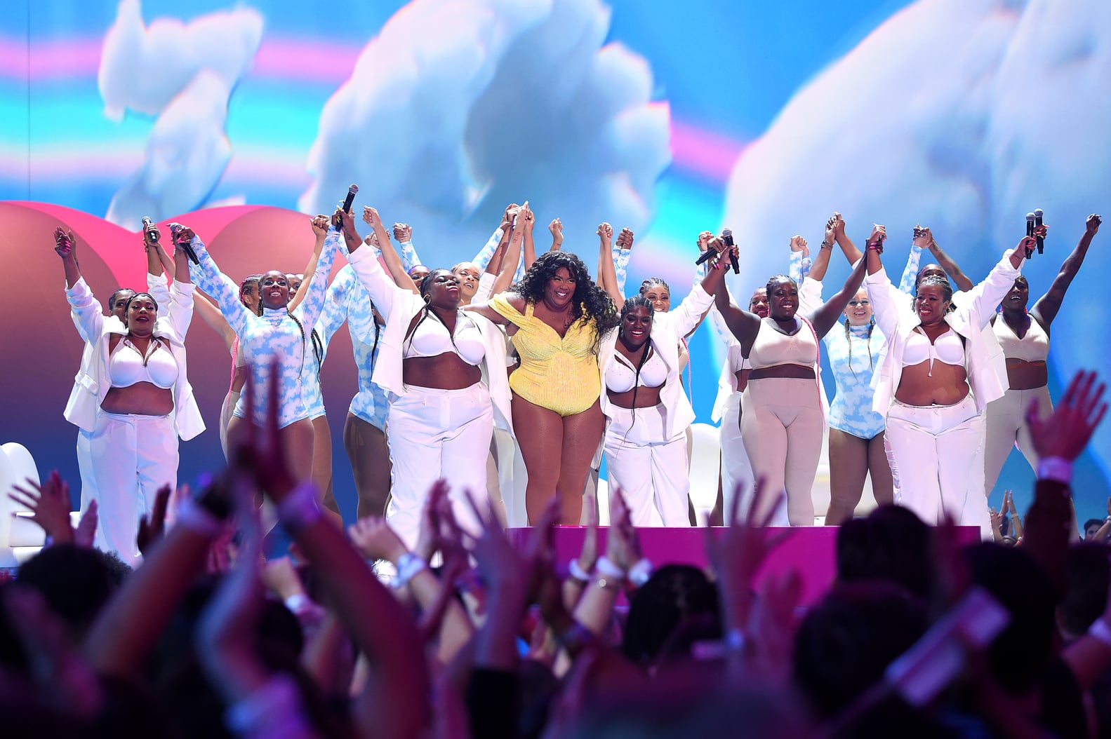 Lizzo 2019 MTV VMAs Performance Video | PS Entertainment