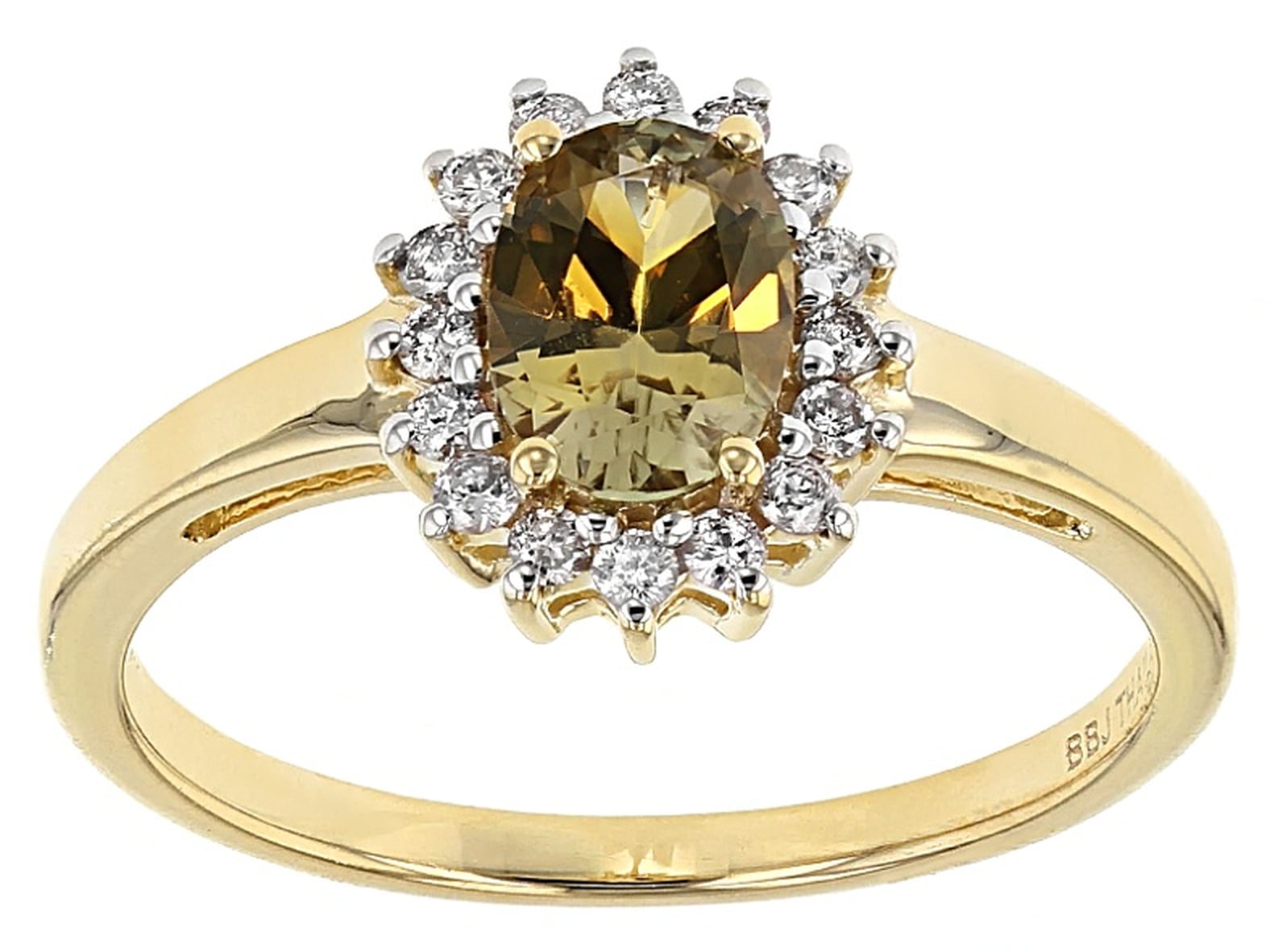 A Zultanite Engagement Ring Changes Colors Before Your Eyes | PS Fashion