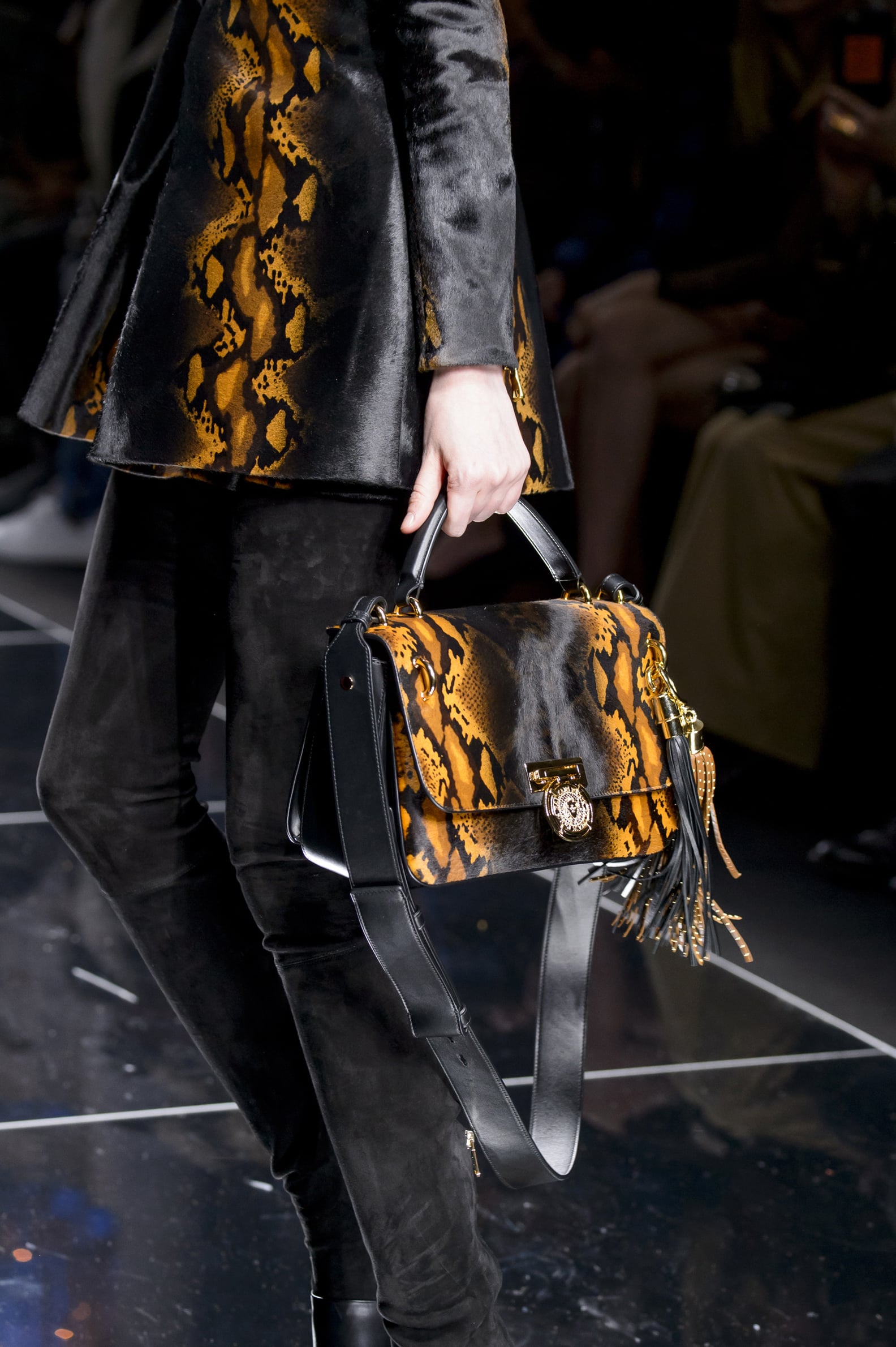Best Runway Bags at Paris Fashion Week Fall 2017 | PS Fashion